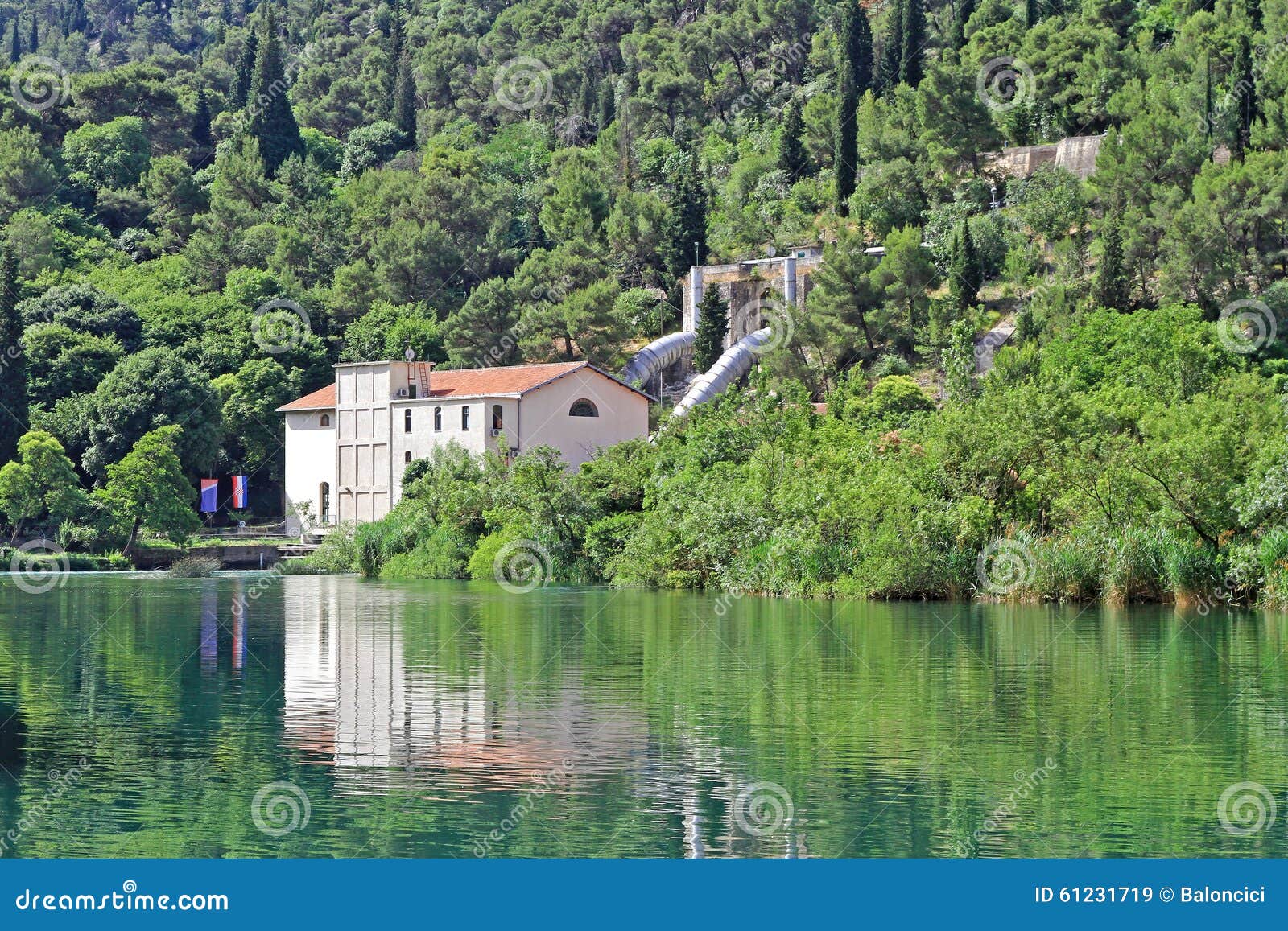 Hydrotriebwerkanlage Jaruga Redaktionelles Stockbild - Bild von park ...