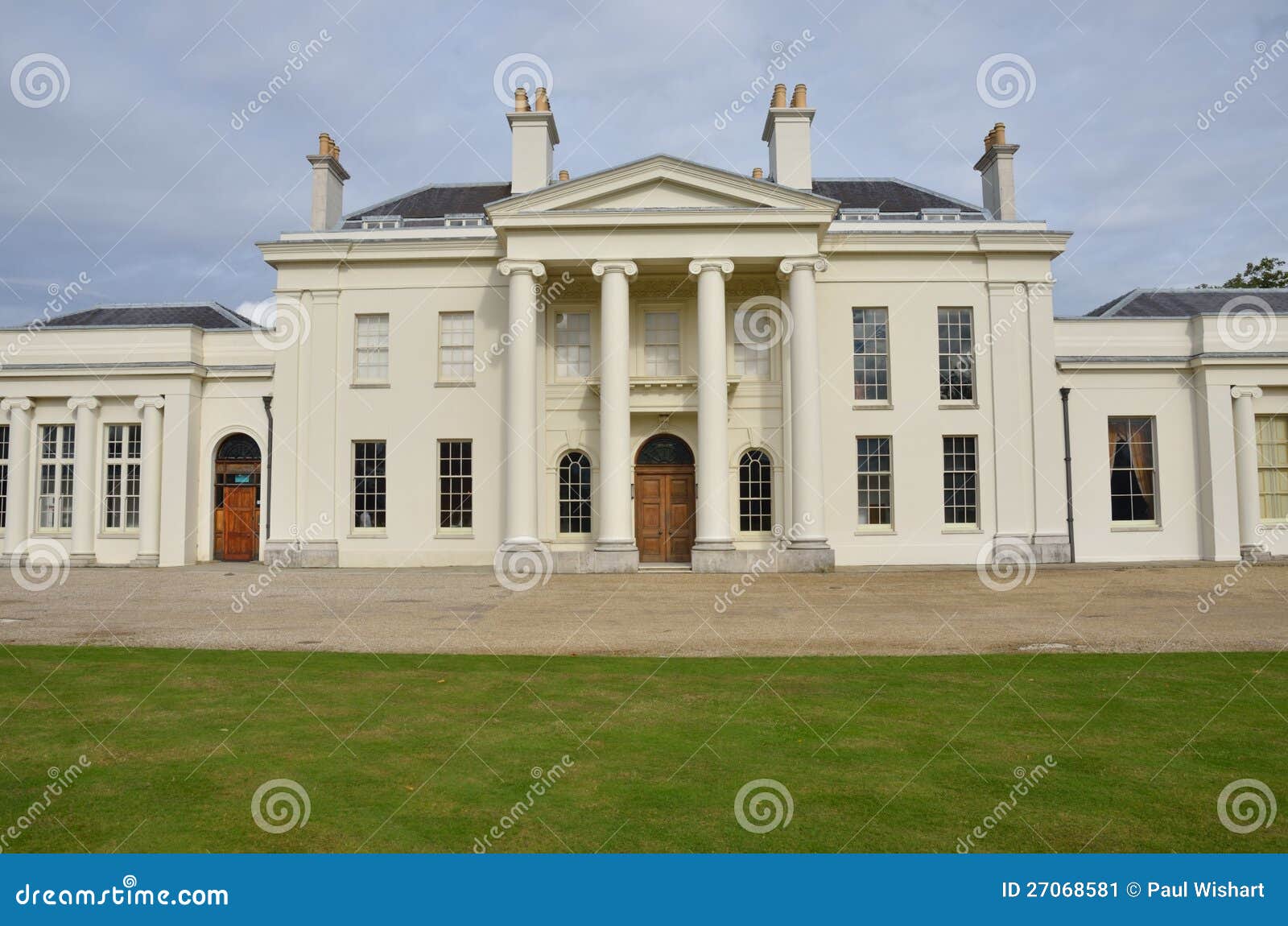 Hylands house stock image. Image of trees, classical - 27068581