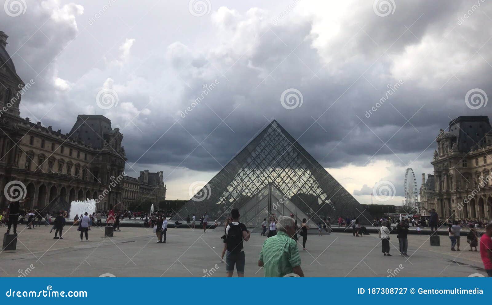 Hyperlapse of the Louvre Museum in Paris Stock Video - Video of glass ...