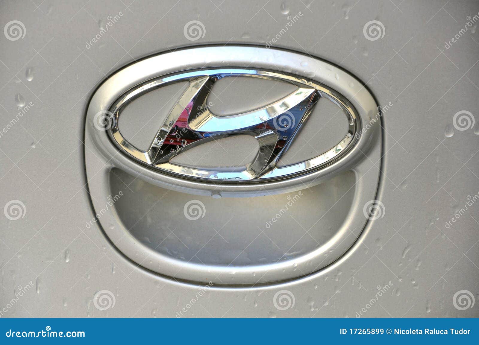 Hyundai-Autozeichen redaktionelles stockbild. Bild von marke - 17265899