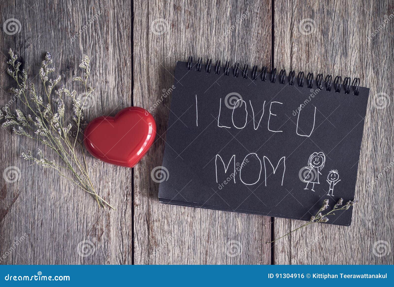 I Love U Mom Message Note with Flower Stock Photo - Image of heart ...