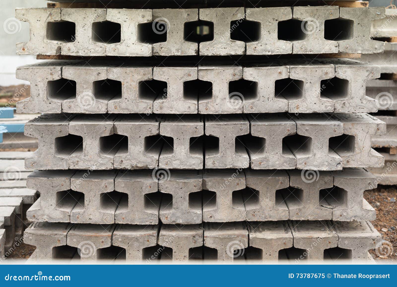 I Shape Concrete Piles stock image. Image of cement, engineer - 73787675