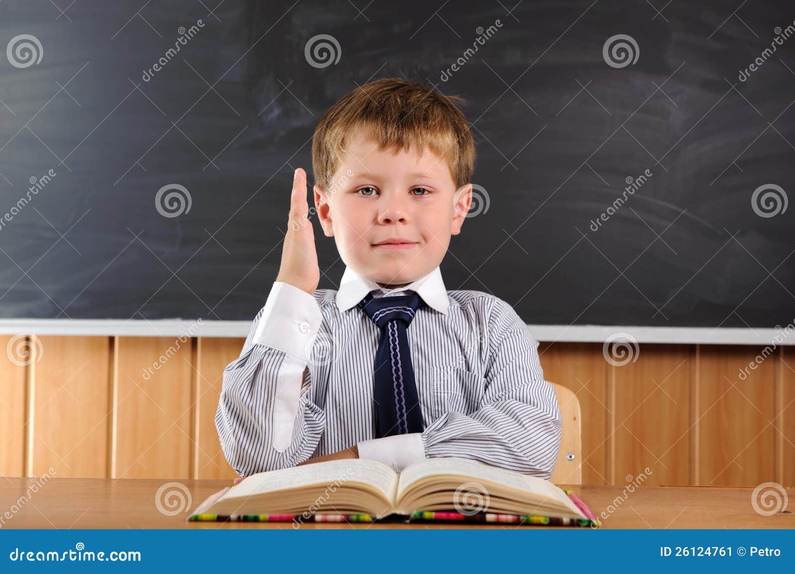 I want to answer stock image. Image of blackboard, child - 26124761