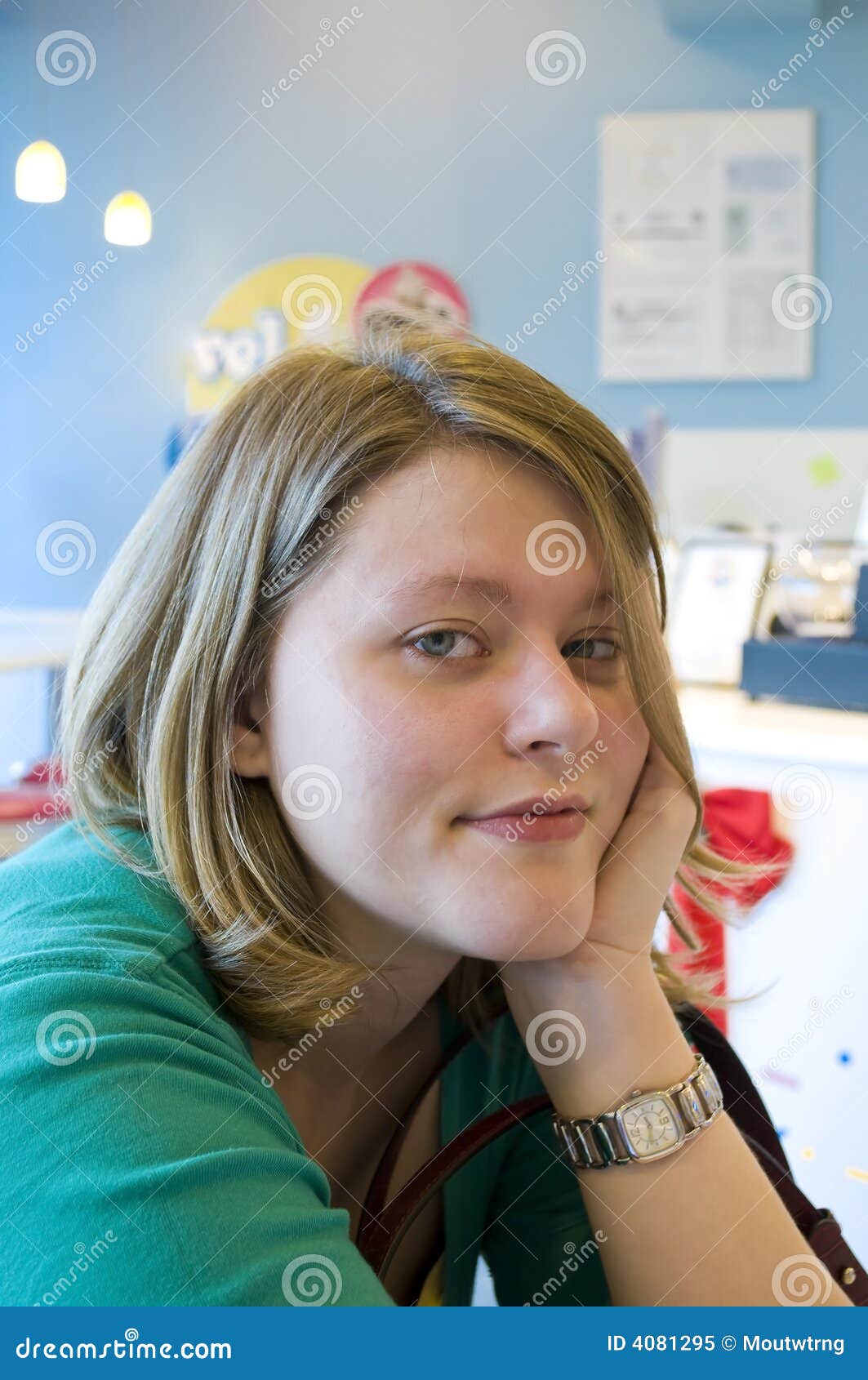 I wonder stock image. Image of caucasian, clear, girl - 4081295