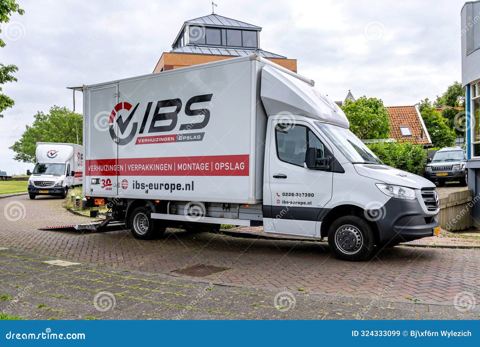 IBS van editorial stock image. Image of forwarding, panel - 324333099