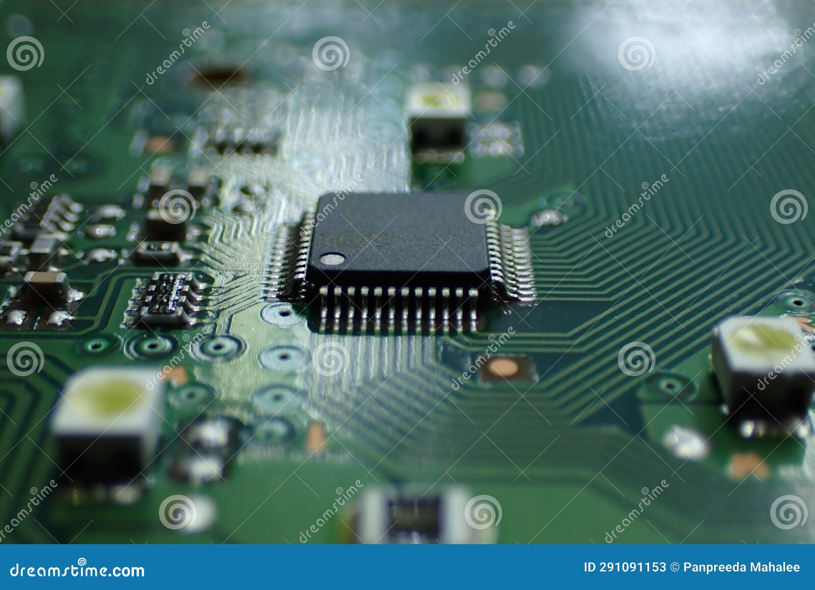 IC and Component Part on PCB, Electronic Part, Main IC and Technology ...