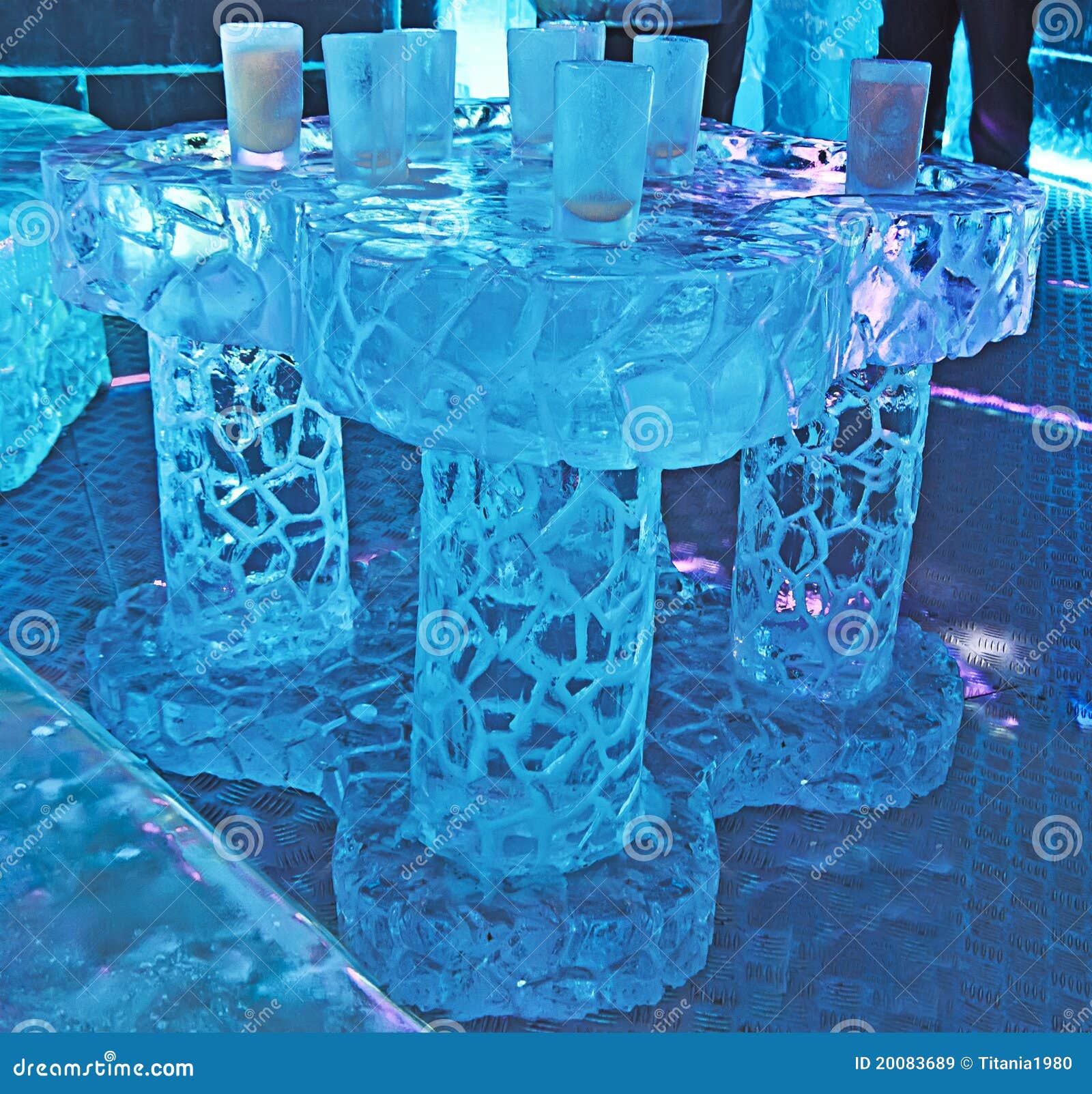 Ice Bar, Barcelona editorial stock image. Image of illuminated - 20083689