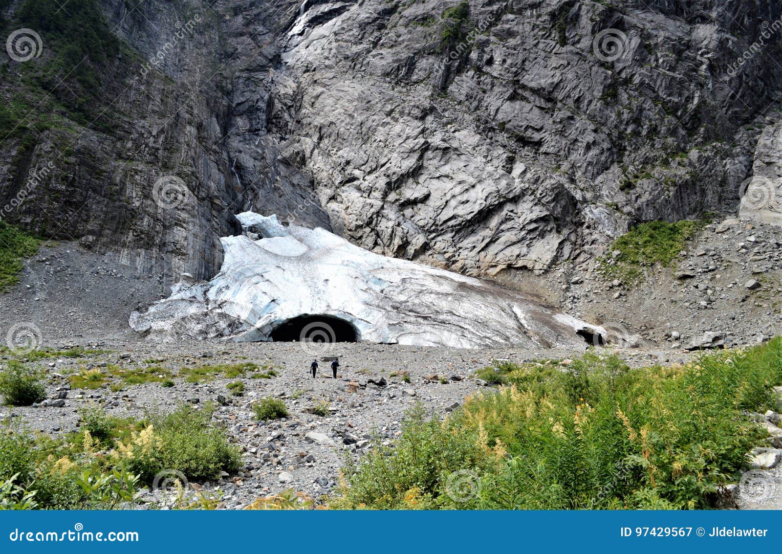 Ice Cave stock image. Image of forest, washington, canyon - 97429567