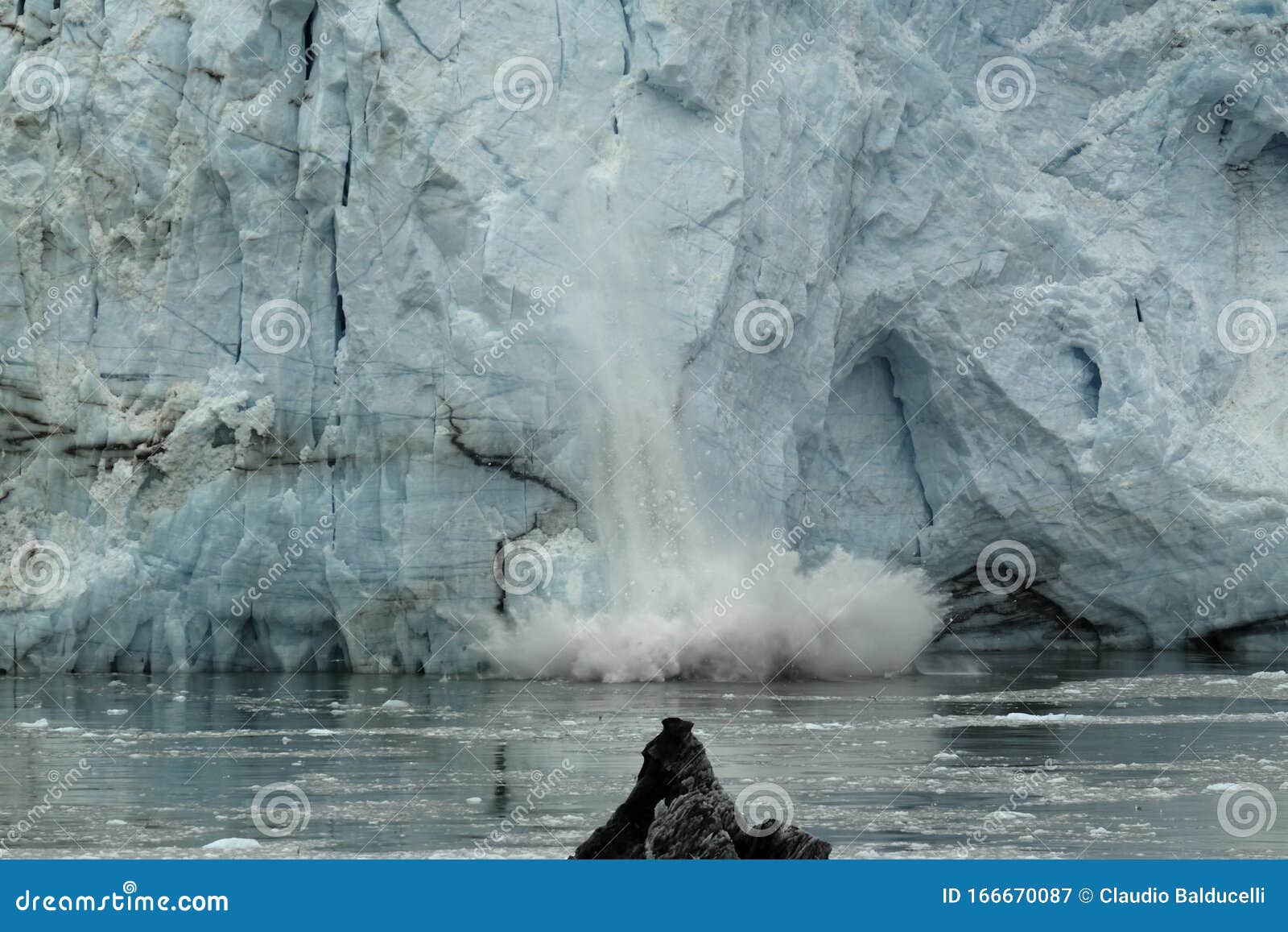 Ice Collapse at Glacier Front Stock Image - Image of cold, snow: 166670087