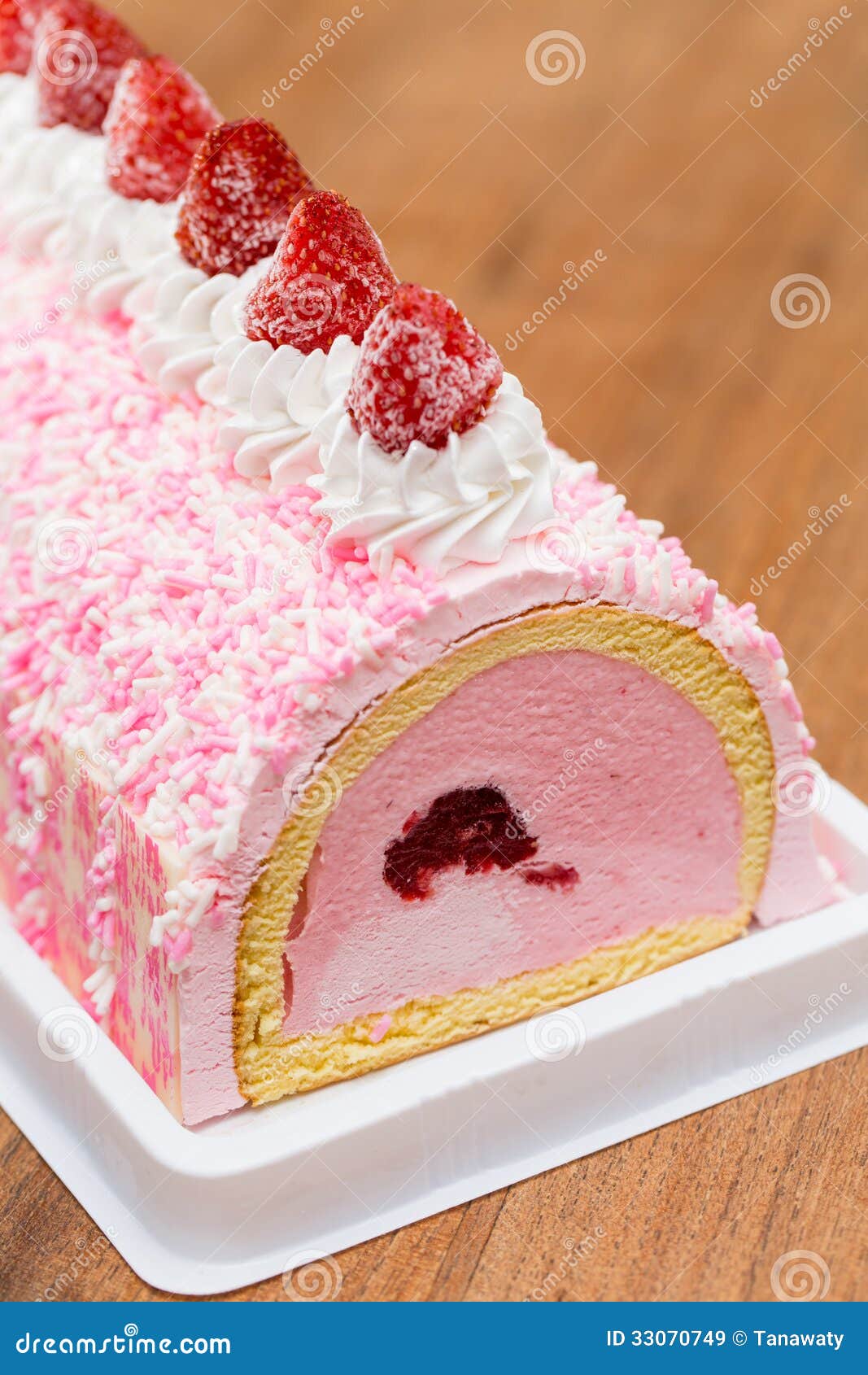 Ice cream cake roll stock image. Image of tasty, gourmet - 33070749