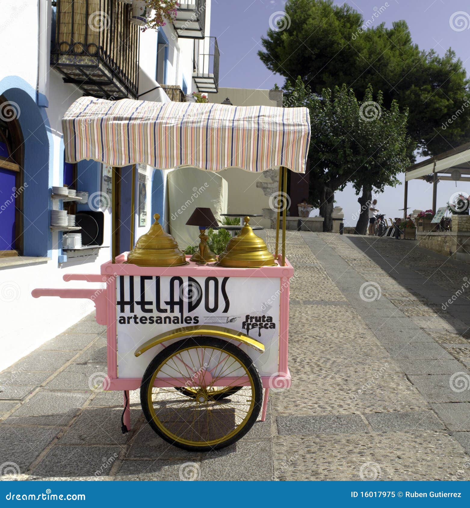 Ice cream cart stock image. Image of traditional, cream - 16017975