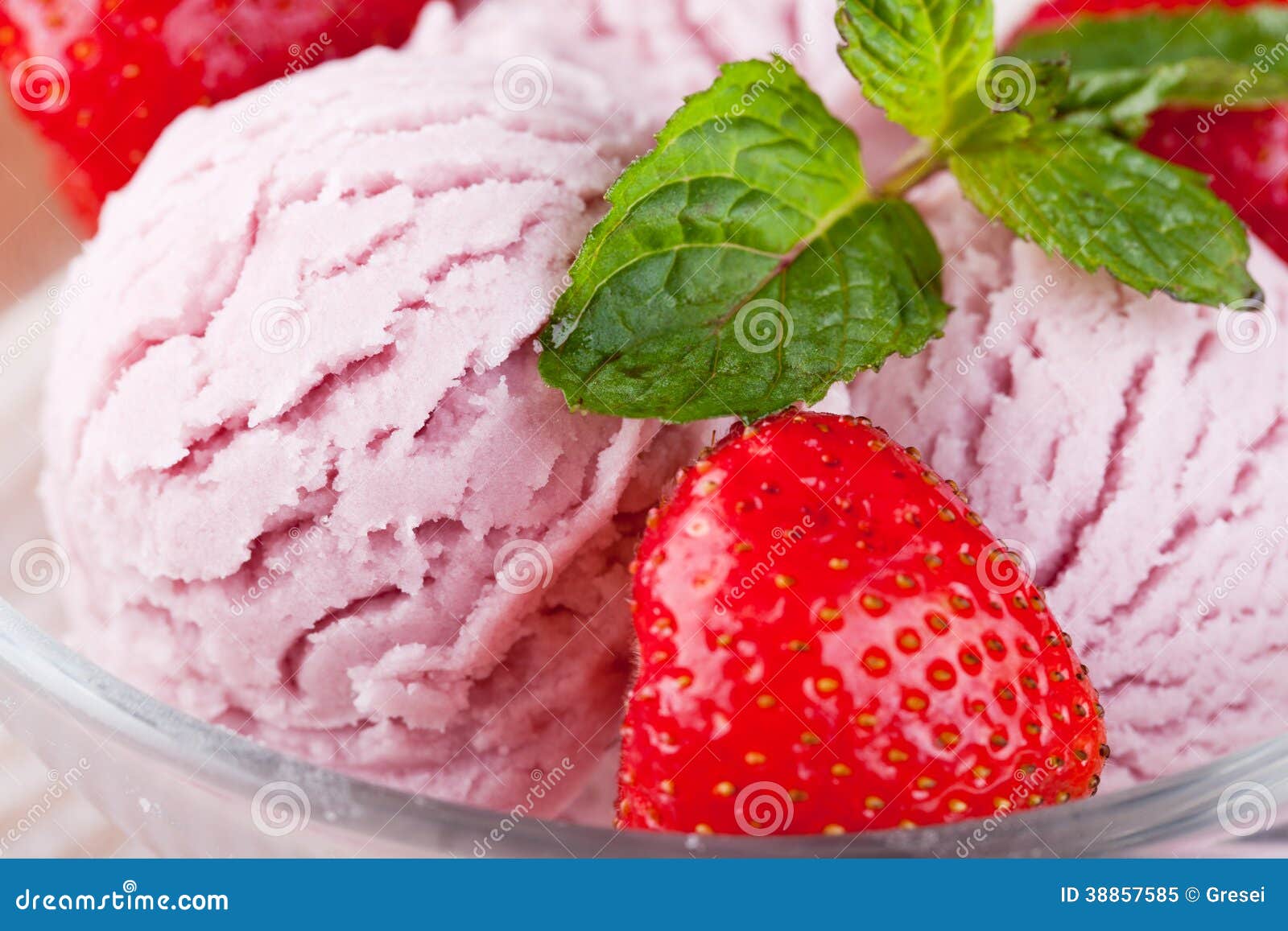 Ice Cream with Strawberries Stock Image - Image of macro, cold: 38857585