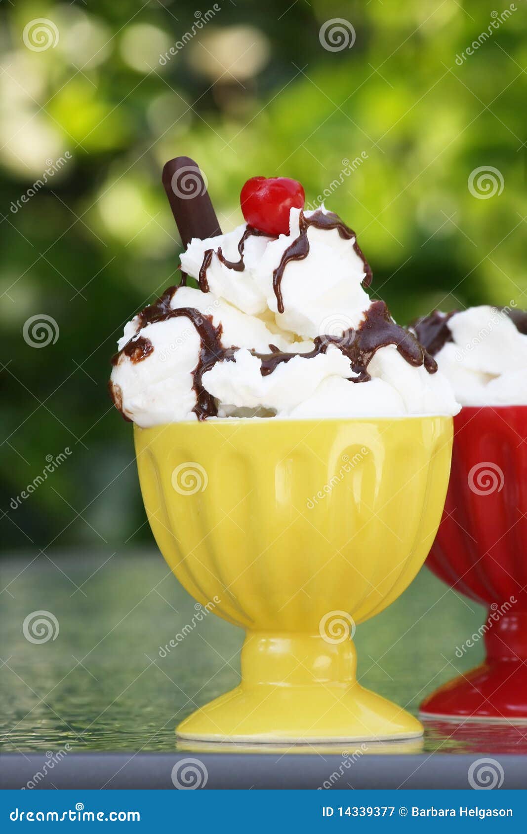 Ice cream sundae stock image. Image of sweet, creamy - 14339377