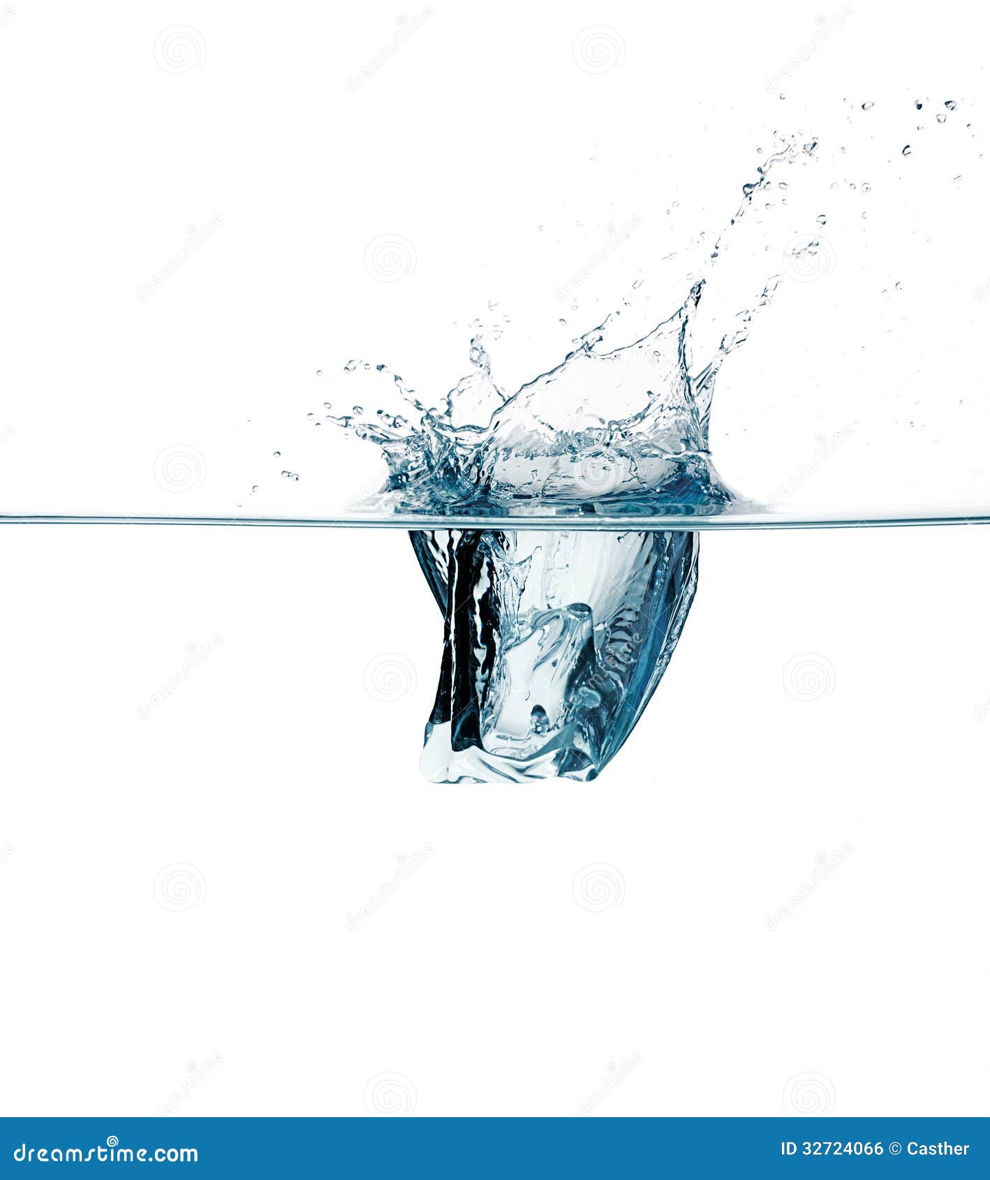 Ice Cube Dropping. Splashes Stock Photo - Image of cube, bubbles: 32724066