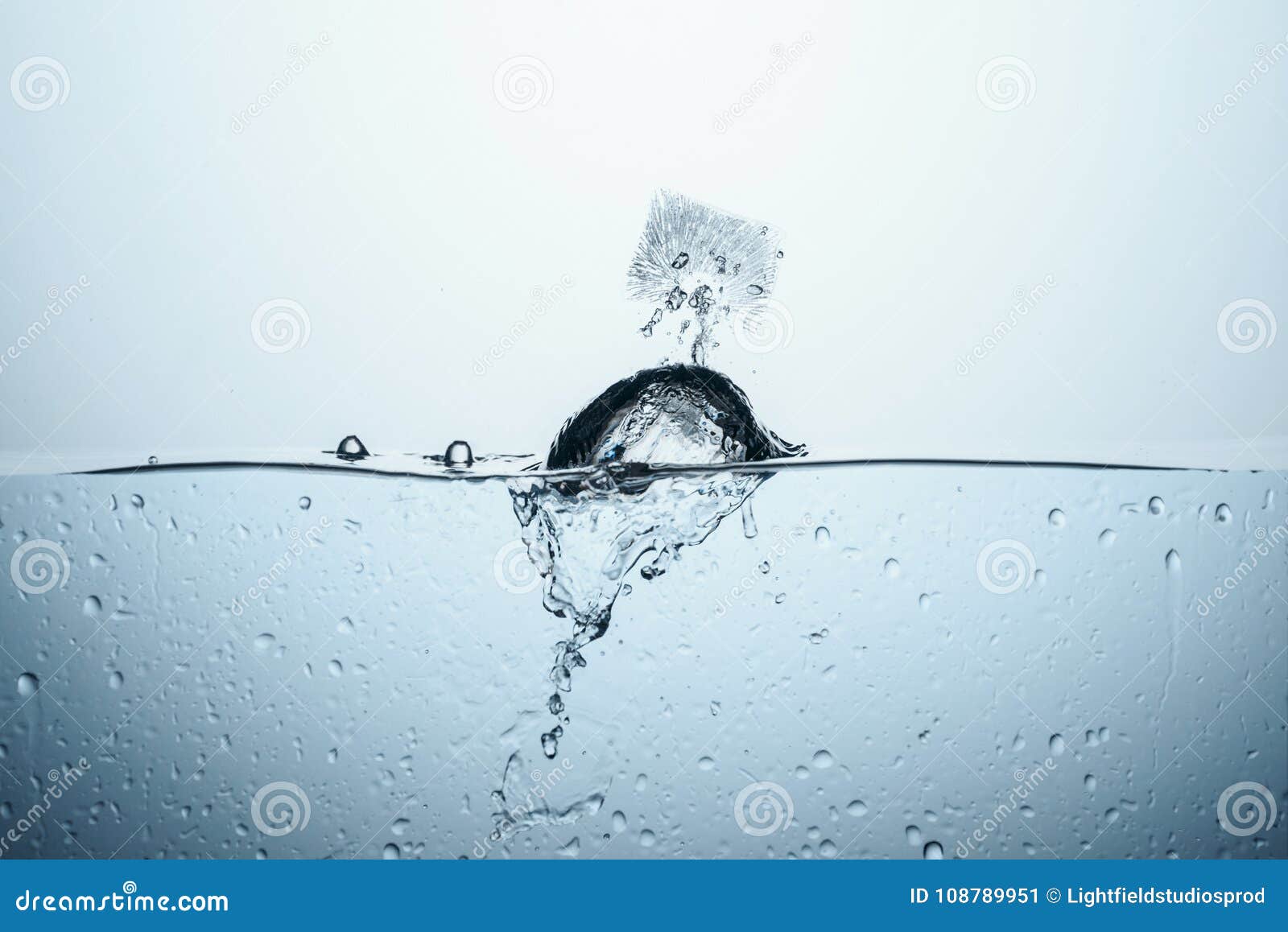 Ice Cube in Water with Splash Stock Image - Image of flowing, clear ...