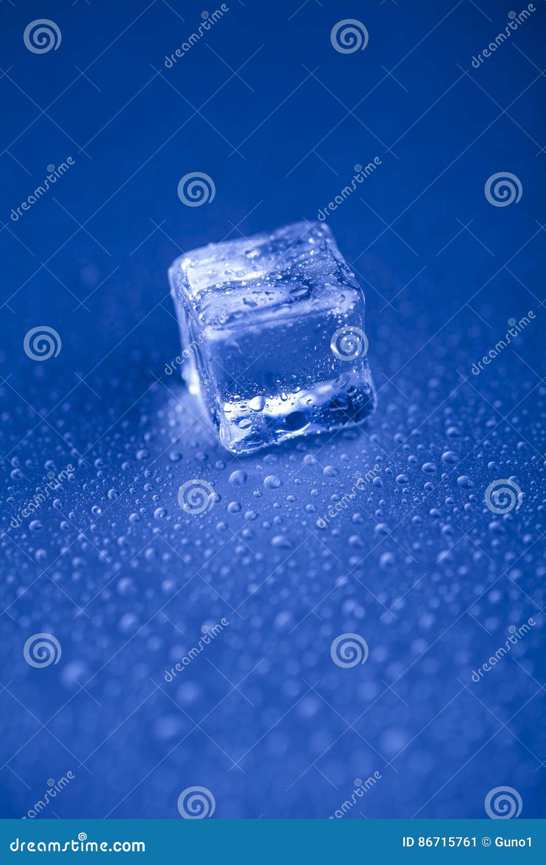 Ice cubes and drops stock image. Image of drops, thaw - 86715761