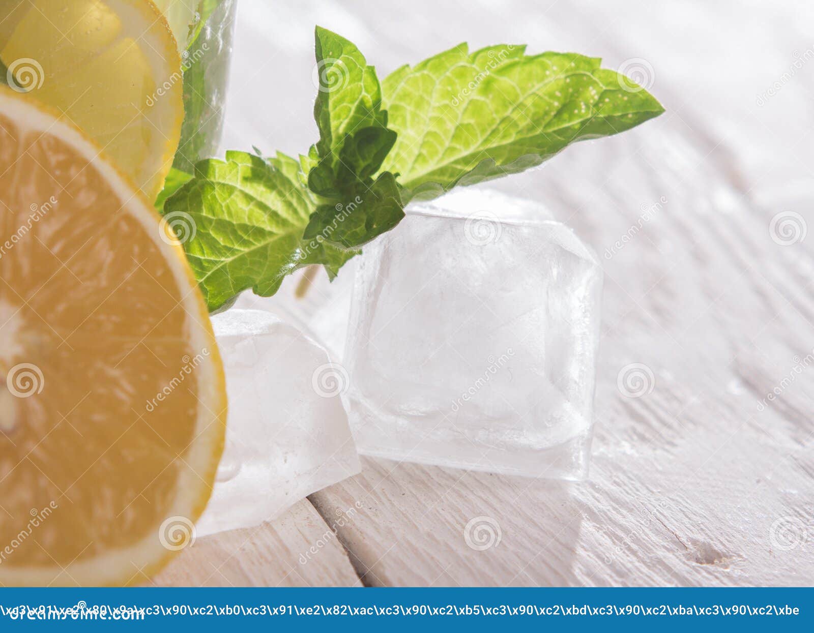 Ice Cubes, Mint and Soft Drink Stock Image - Image of refreshing, mint ...