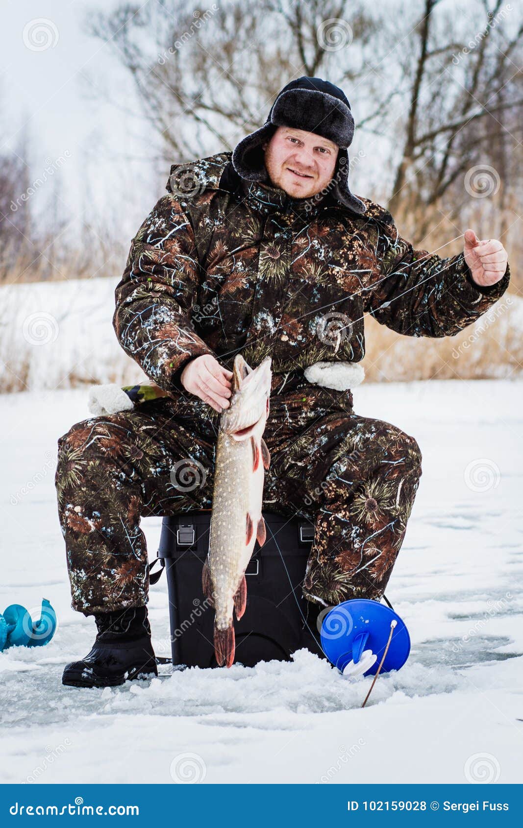 Ice Fisherman on Winter Lake. Stock Photo - Image of nature, lake ...