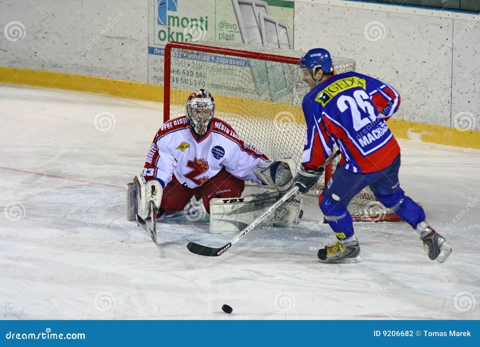 Ice hockey match editorial photography. Image of defensive - 9206682