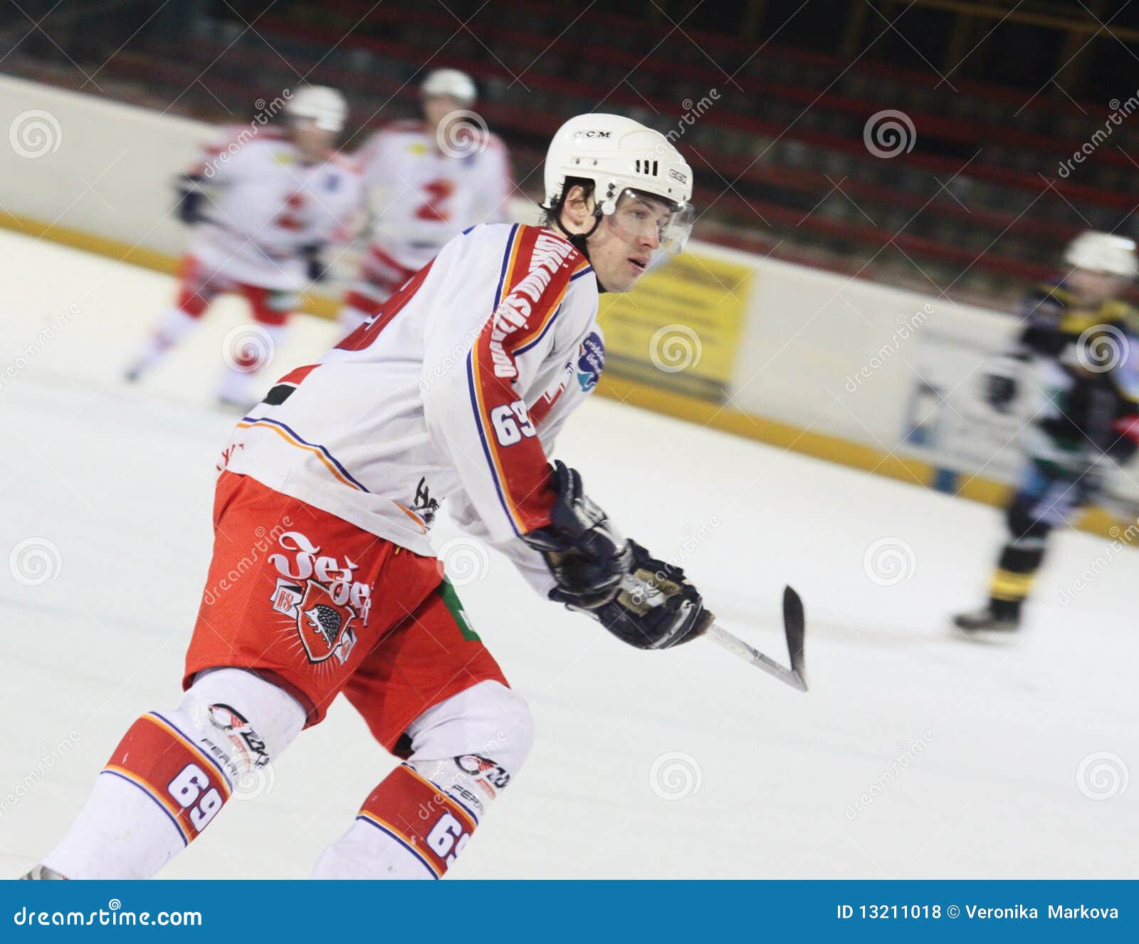Ice hockey player editorial stock photo. Image of winter - 13211018