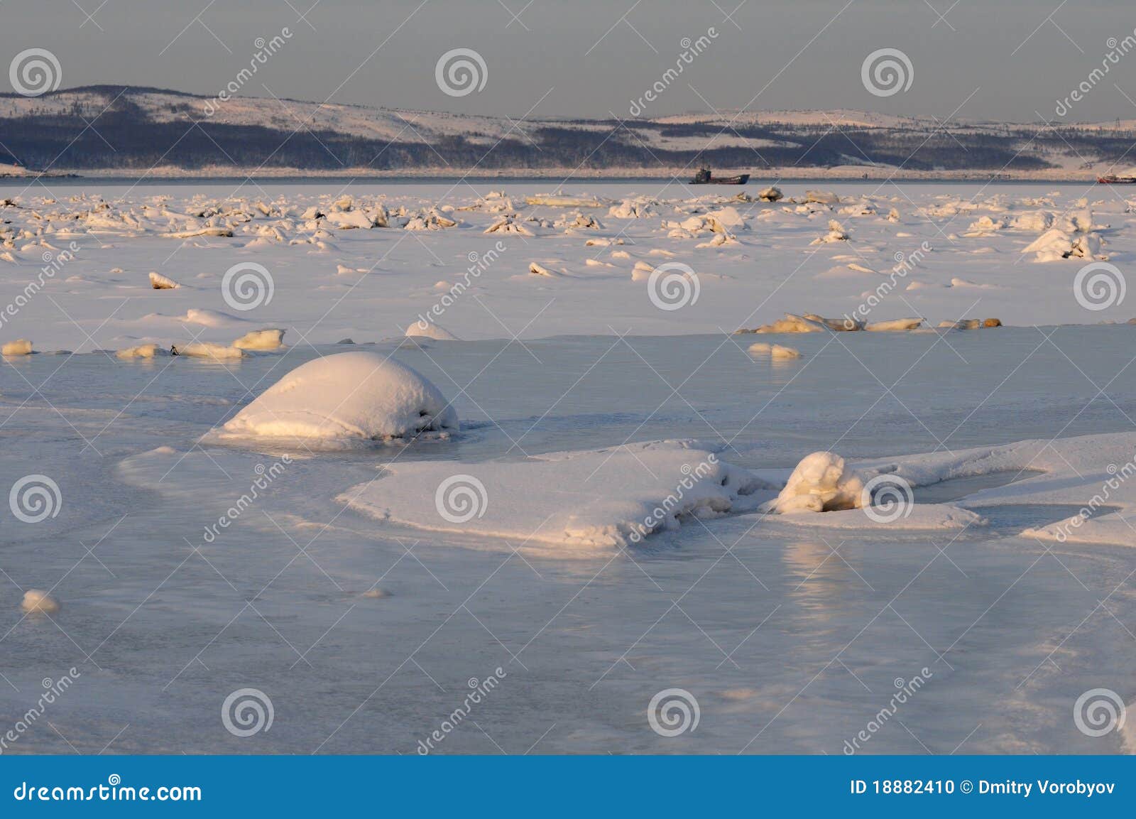 The ice hummock stock photo. Image of regions, mountains - 18882410