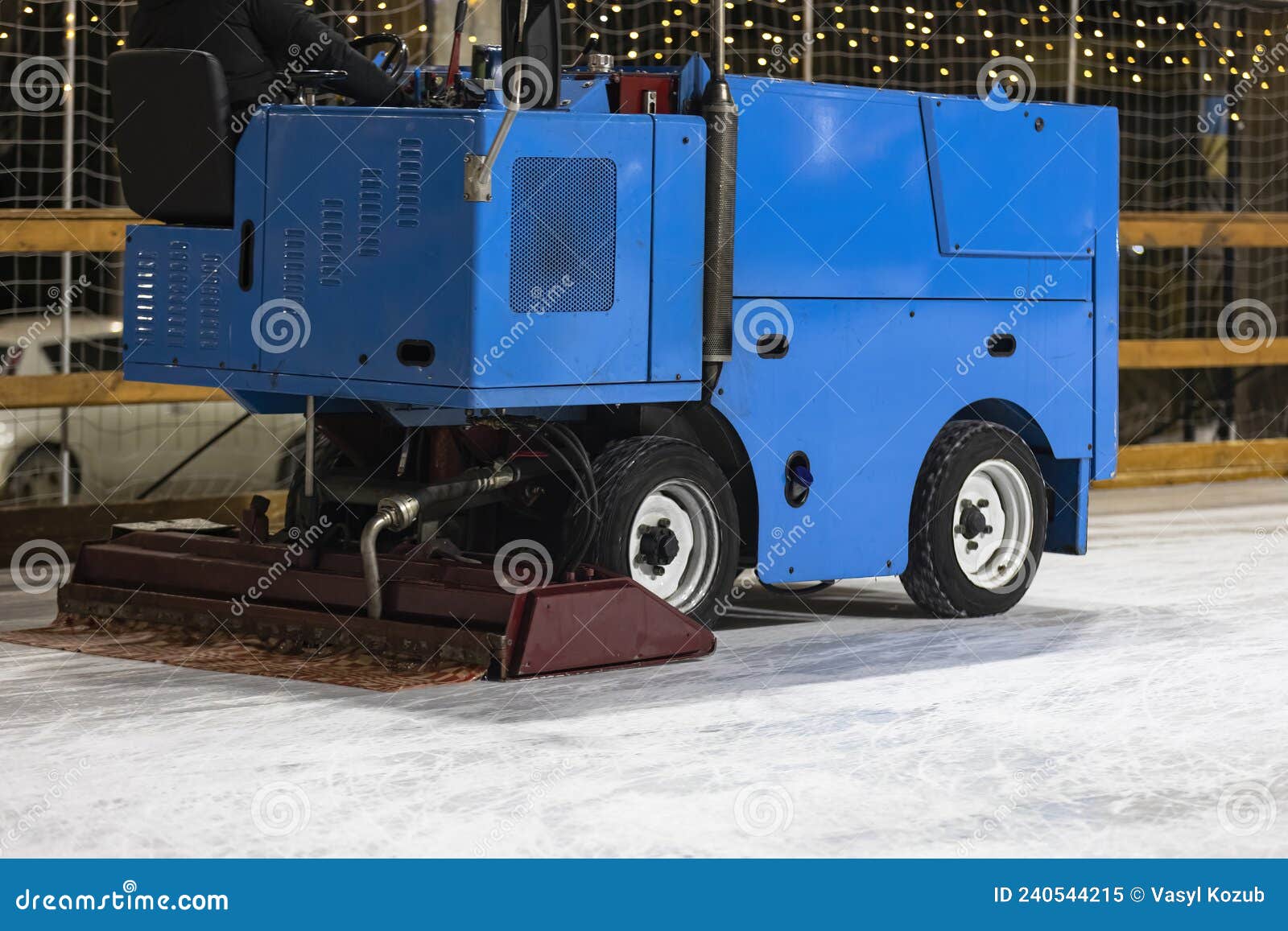 Ice leveling machine stock image. Image of sweep, level - 240544215
