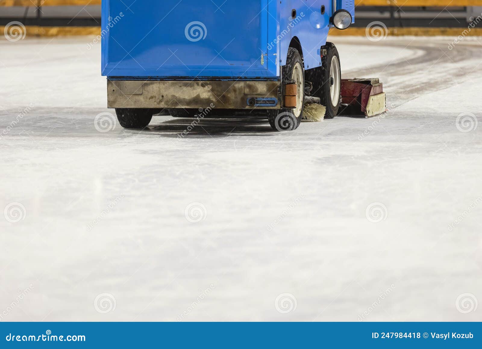 Ice leveling machine stock photo. Image of sport, resurfacing - 247984418