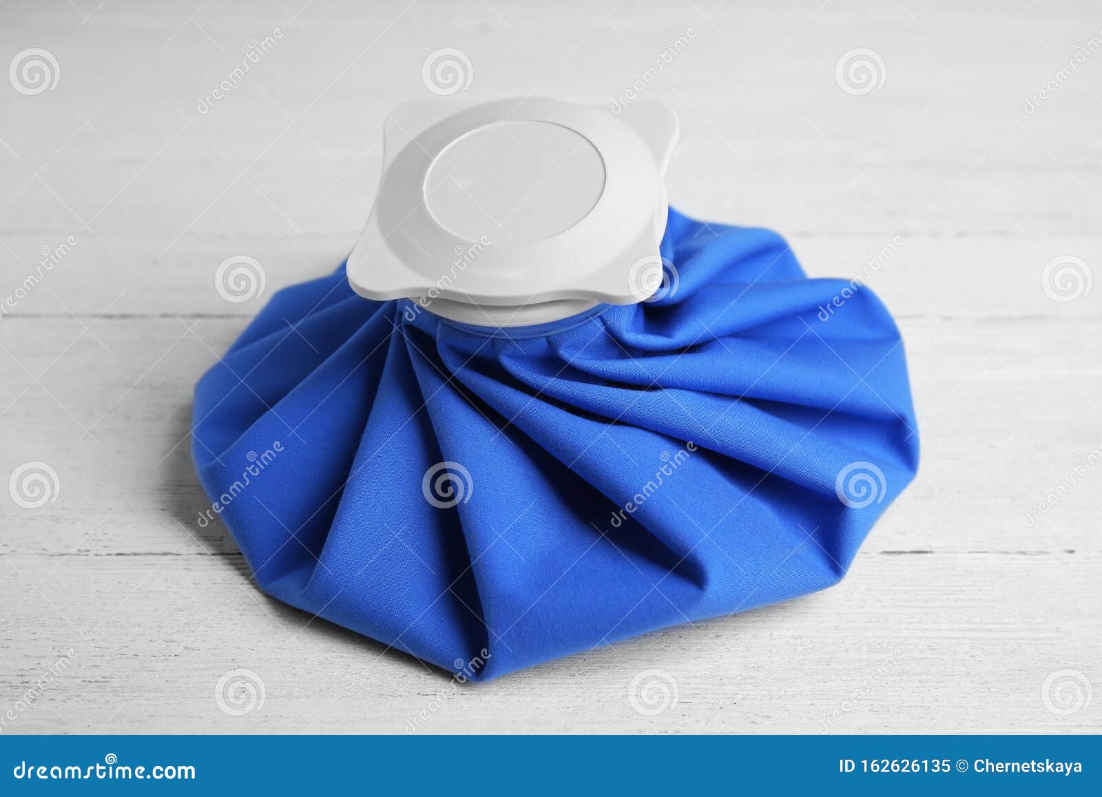 Ice Pack on White Table. Cold Compress Stock Image - Image of element ...