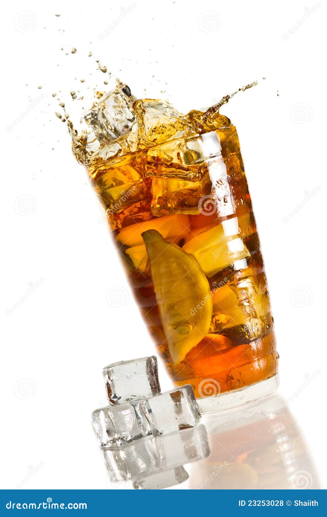Ice Splash in a Glass with Lemon Tea Stock Photo - Image of flowing ...