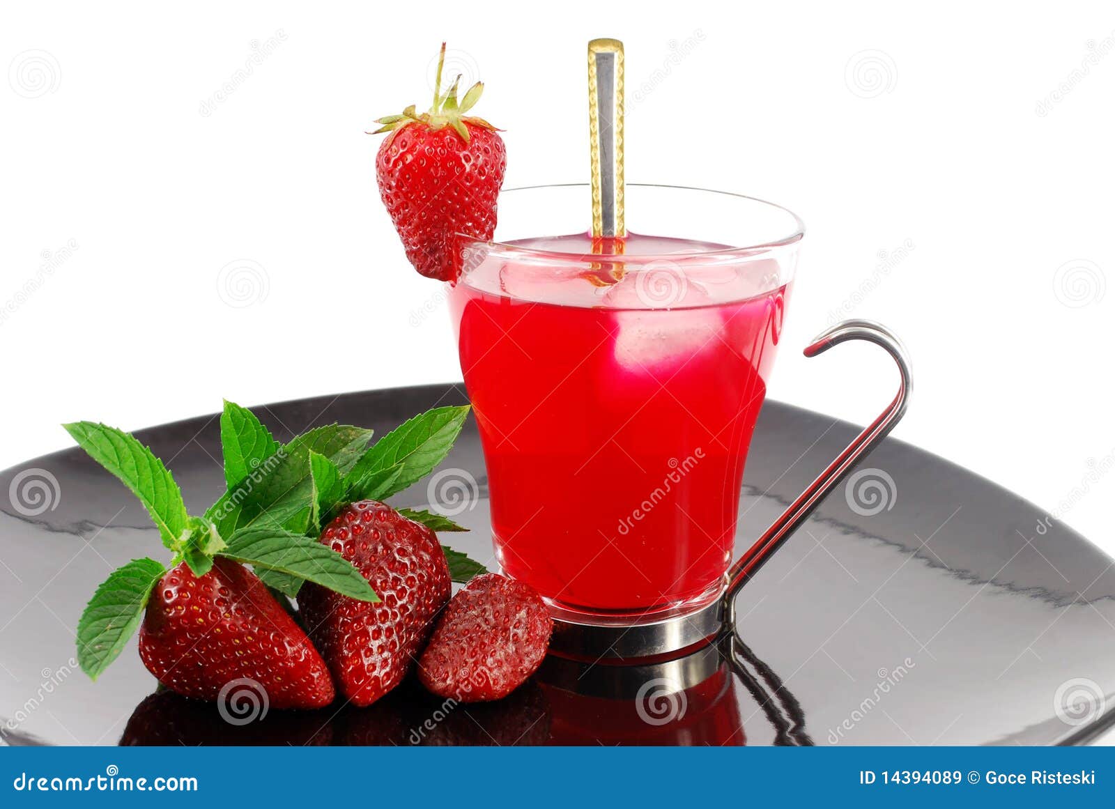 Ice tea and strawberries stock image. Image of freshly - 14394089