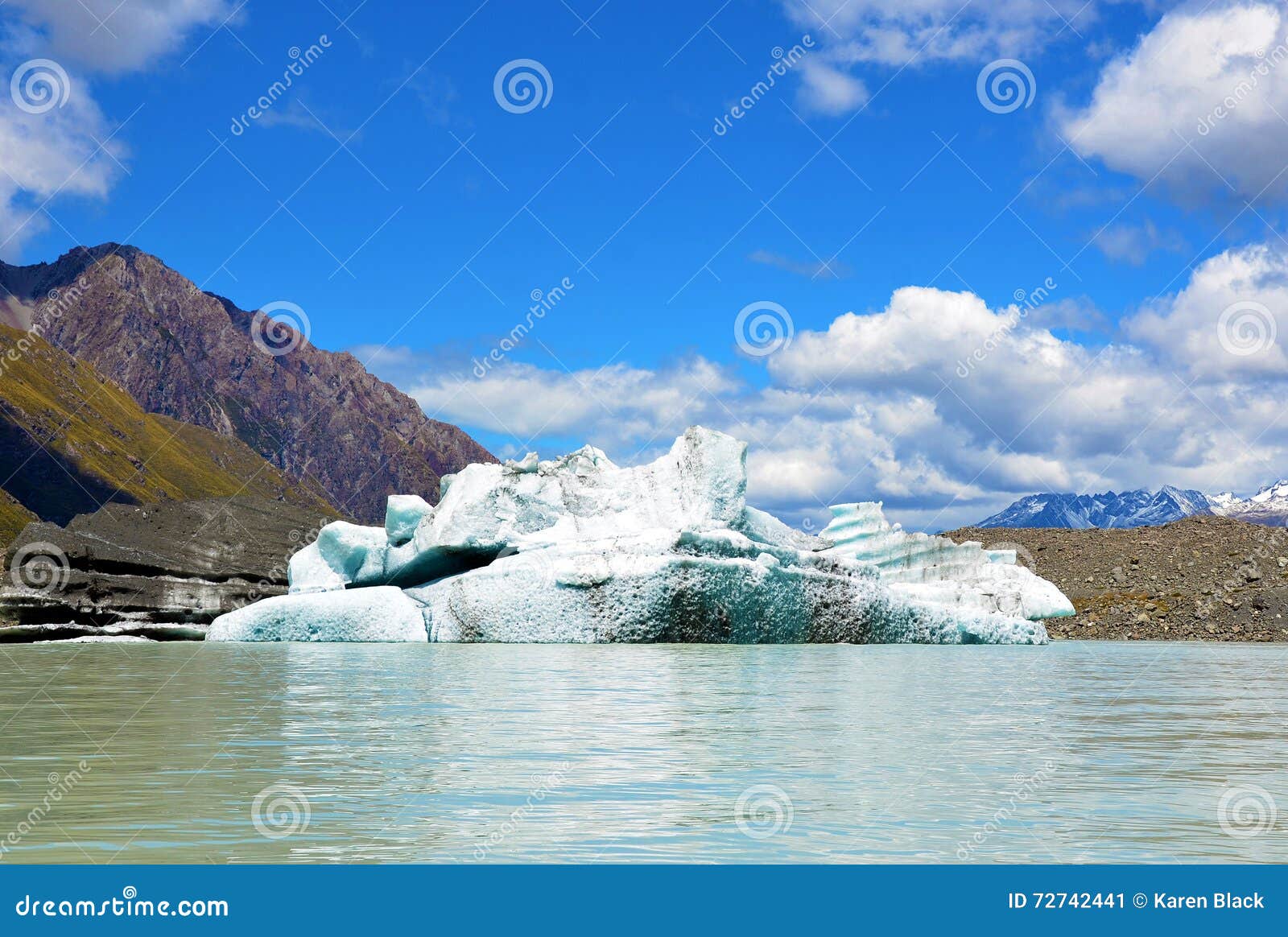 Iceberg Na Geleira De Tasman Imagem de Stock - Imagem de quebrar ...