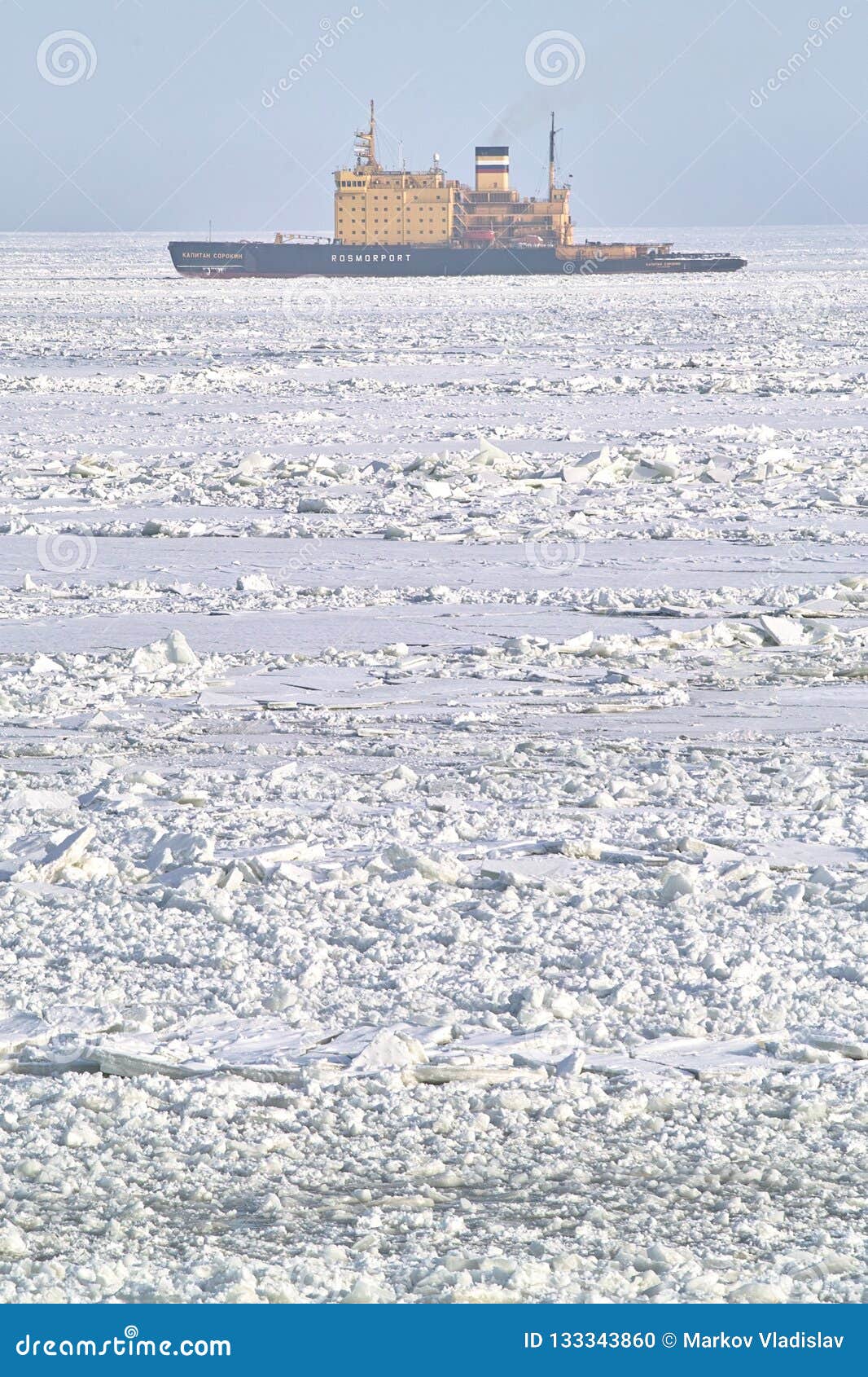 Icebreaker editorial image. Image of sorrows, middle - 133343860