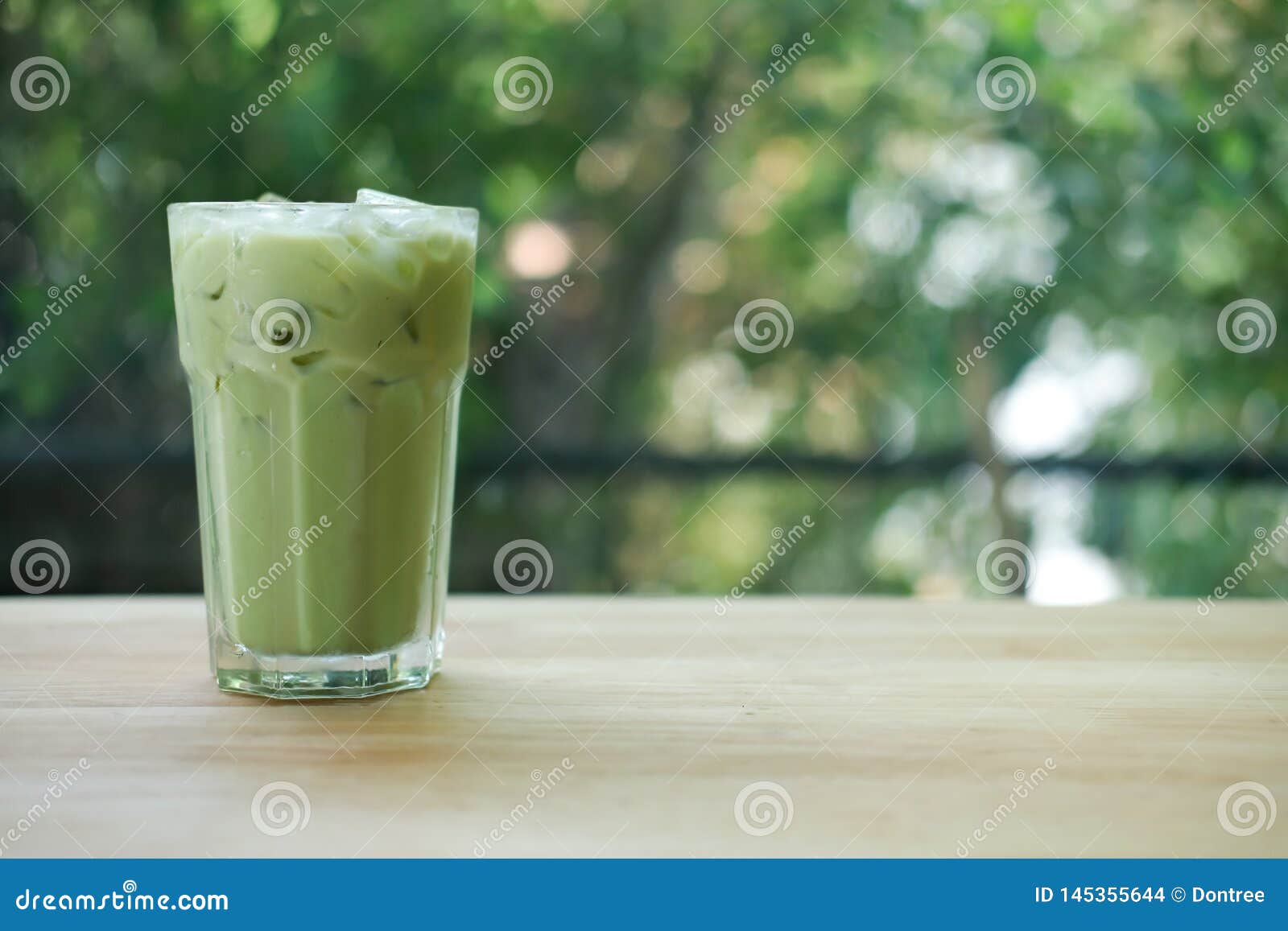Iced Green Tea in Glass with Ice Stock Photo - Image of cool, drink ...