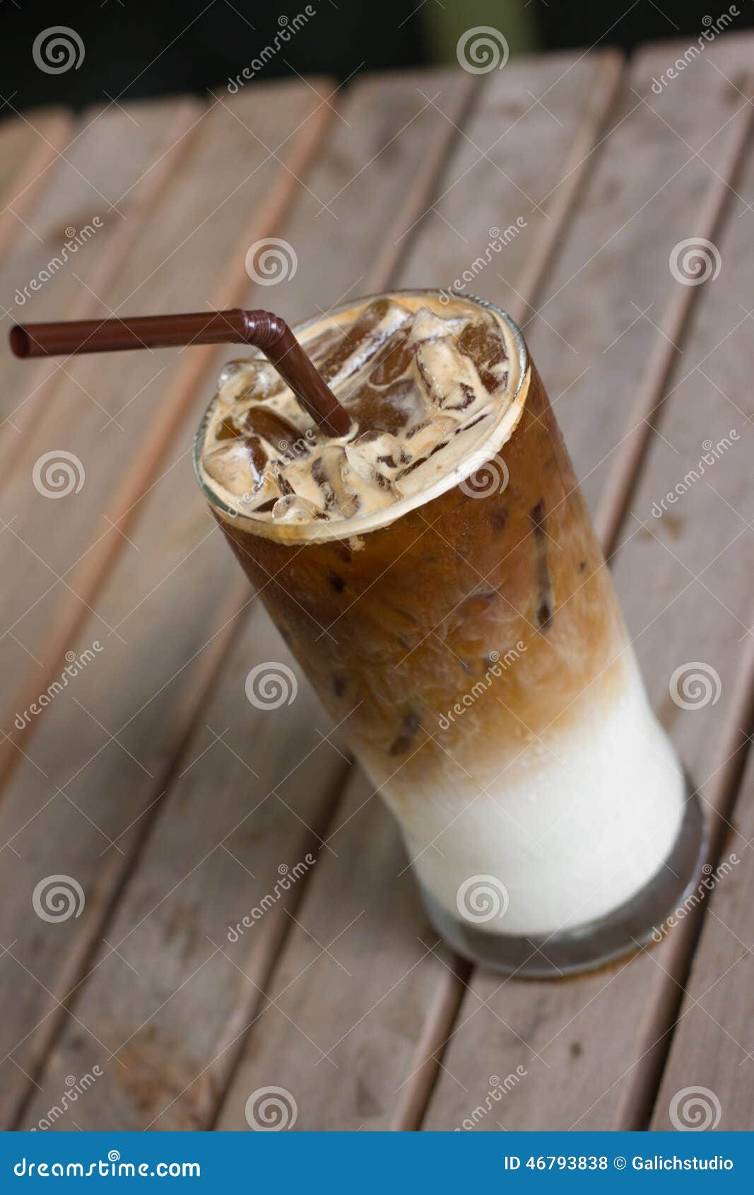 Iced latte coffee stock photo. Image of refreshment, cocktail - 46793838