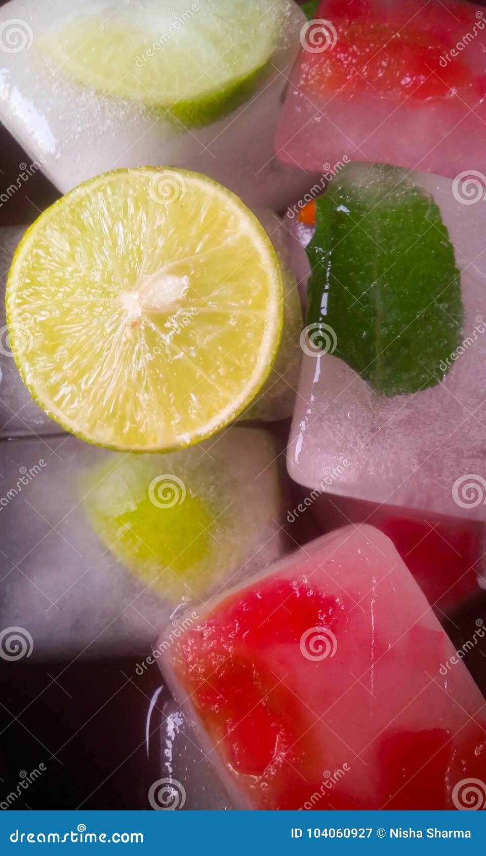 Iced lemon and mint stock image. Image of yellow, drink - 104060927