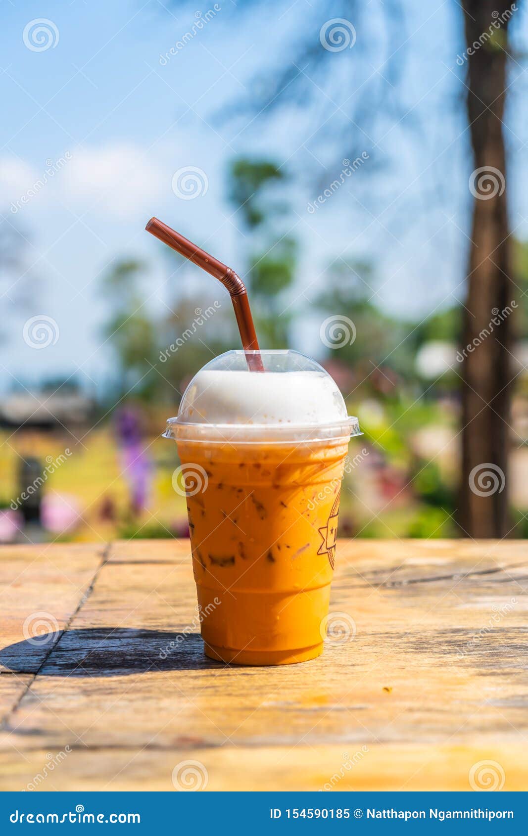 Iced Thai milk tea cup stock image. Image of cream, milkshake - 154590185