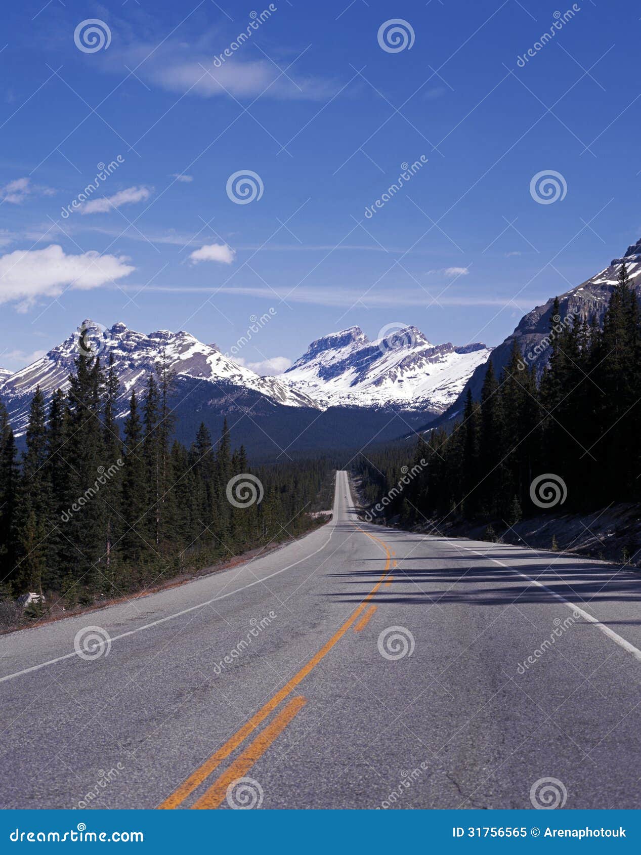 Icefields Parkway, Alberta, Canada. Stock Image - Image of landscapes ...