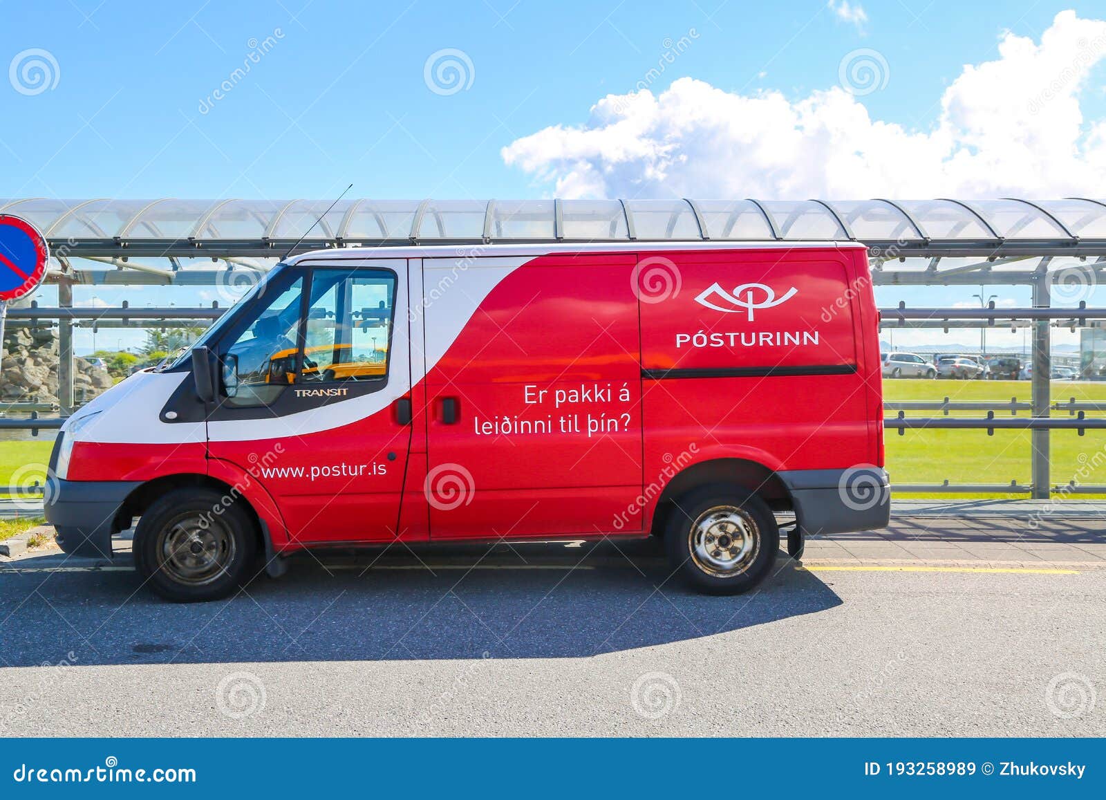 Iceland post van editorial stock image. Image of mail - 193258989