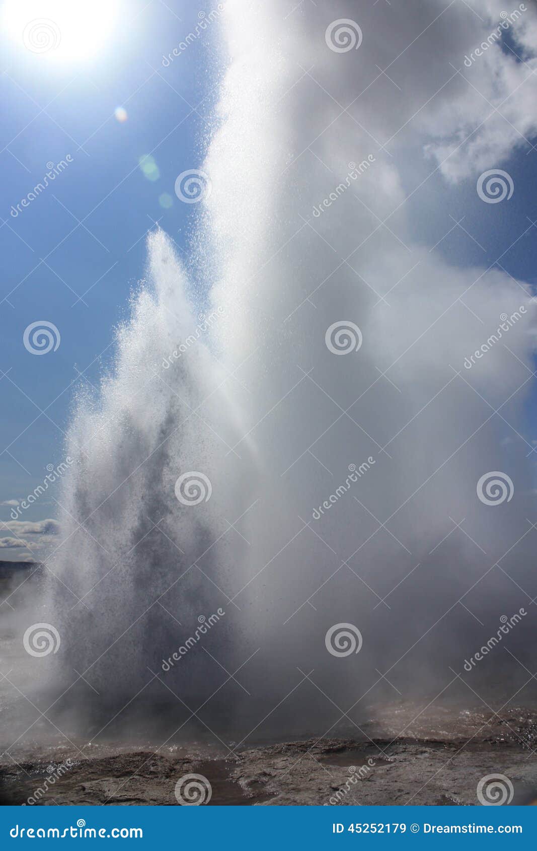 Icelandic Geyser stock image. Image of water, boiling - 45252179