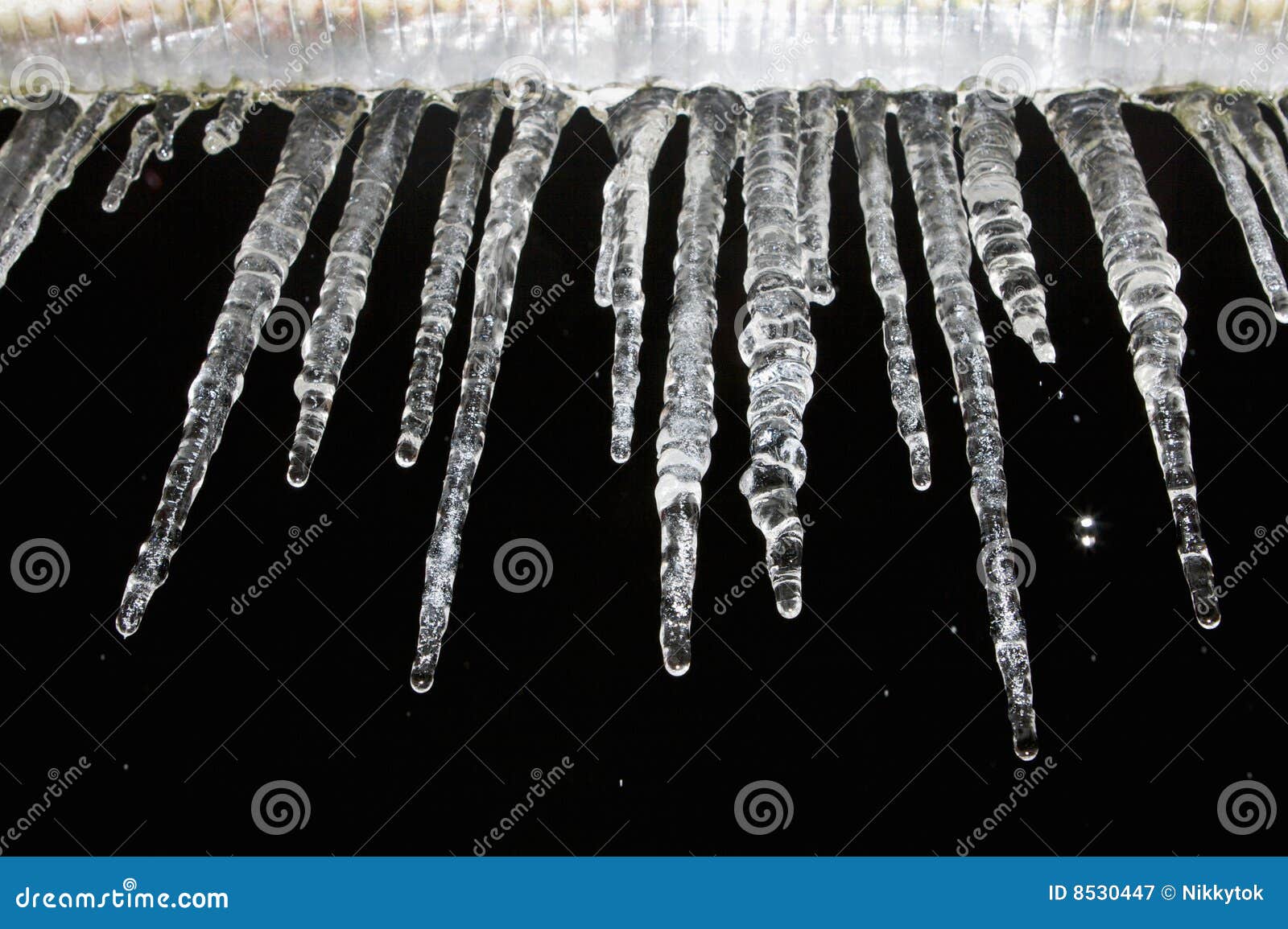 Icicle Royalty-Free Stock Photo | CartoonDealer.com #29820291