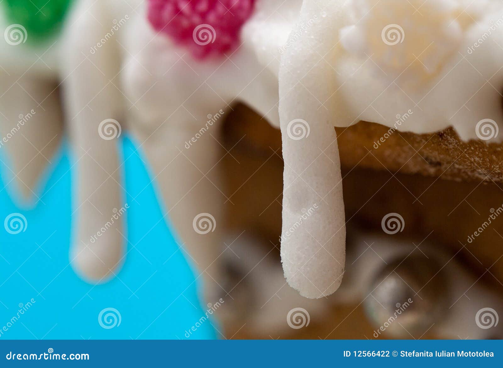 Icicles on Gingerbread House Stock Photo - Image of macro, icicle: 12566422