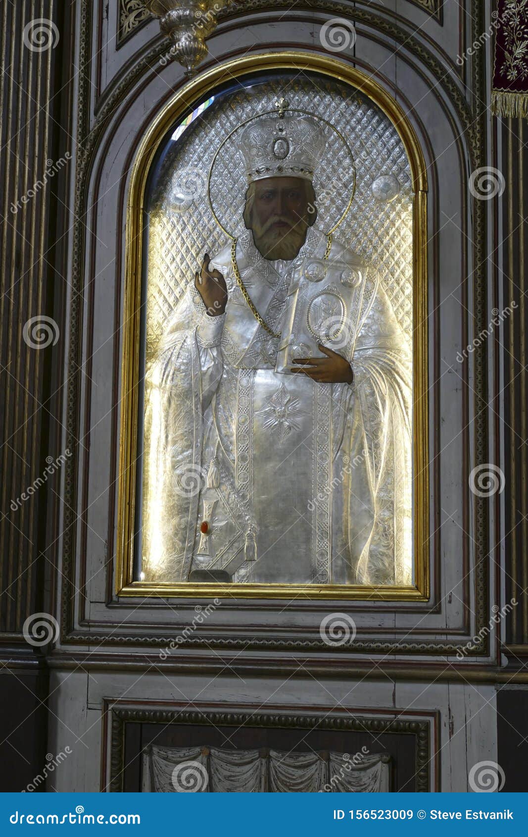 Icon Des Nikolaus Auf Der Ikonostase Stockbild - Bild von reichlich ...