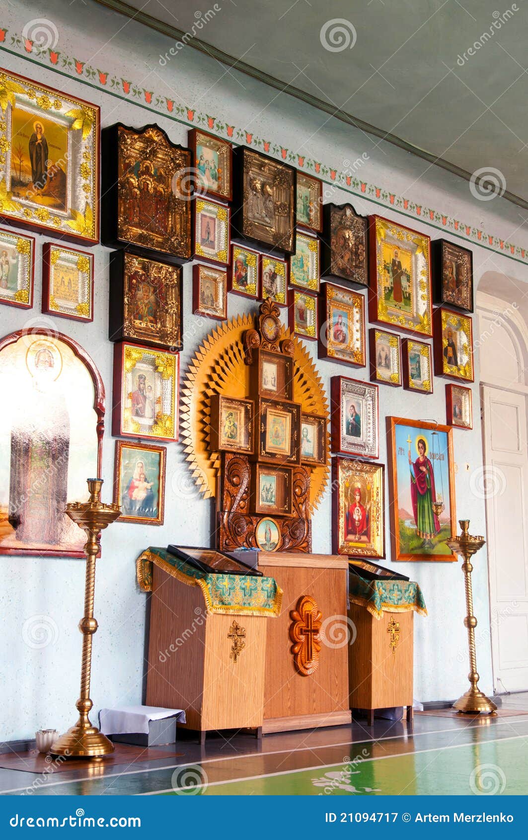 Icon at the forefront stock image. Image of symbol, icon - 21094717