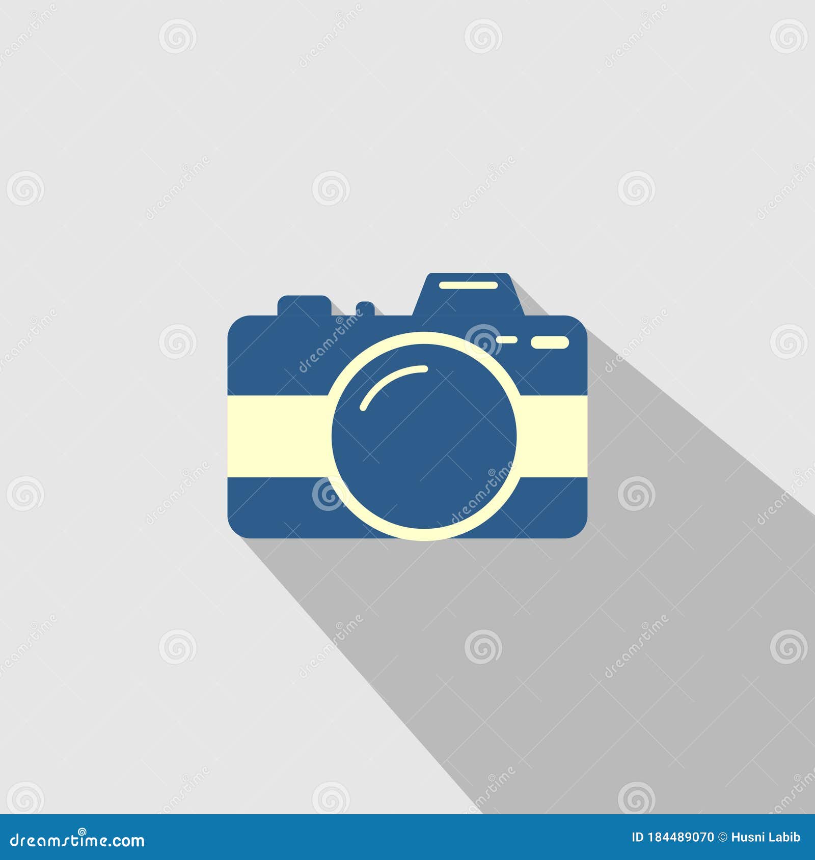 Icon Vector of Simple Camera Design Stock Vector - Illustration of lens ...