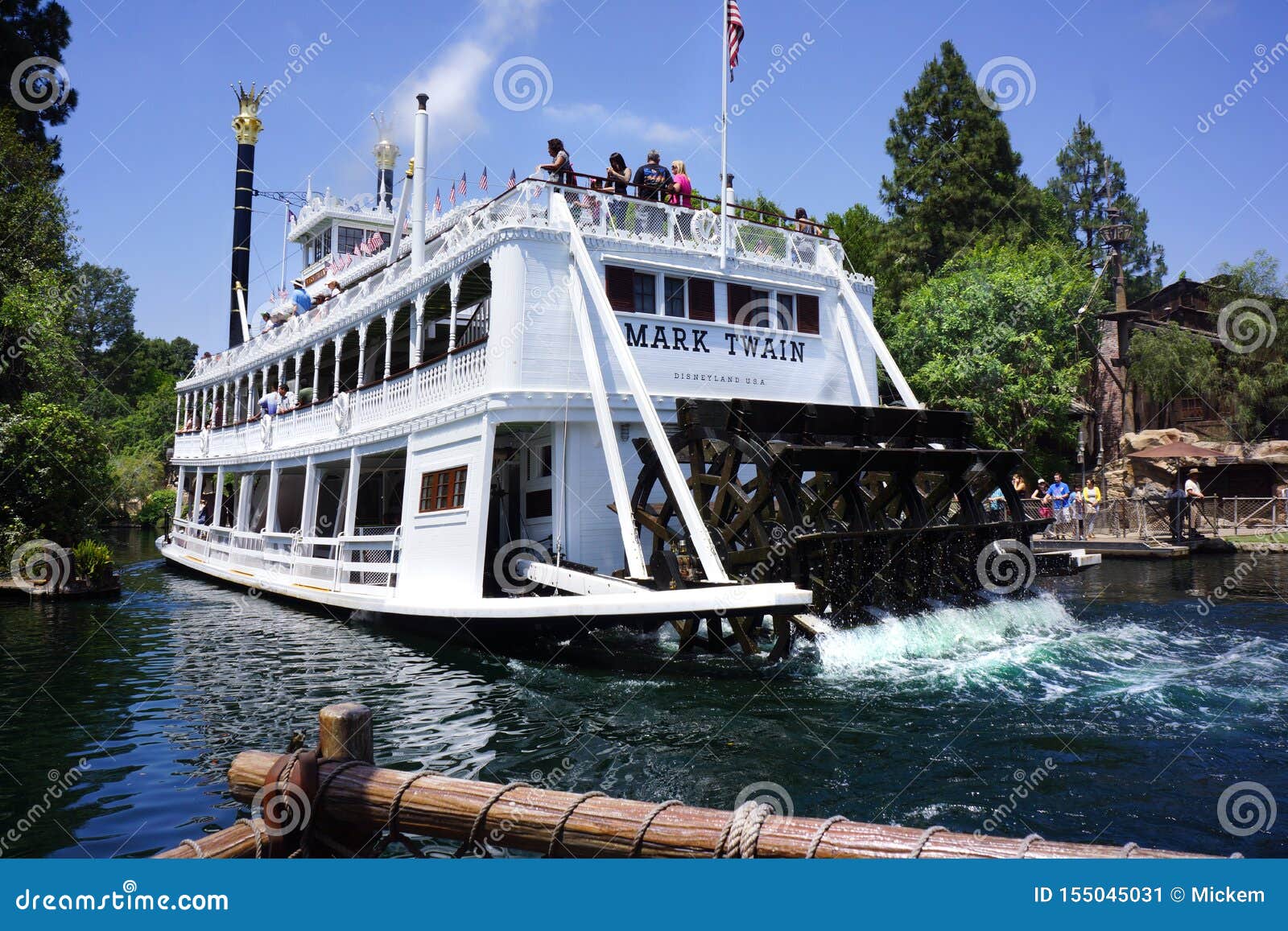 Mark Twain Steamboat Disneyland Editorial Photo - Image of iconic, days ... Mark Twain Steamboat Disneyland Editorial Photo - Image of iconic, days ...