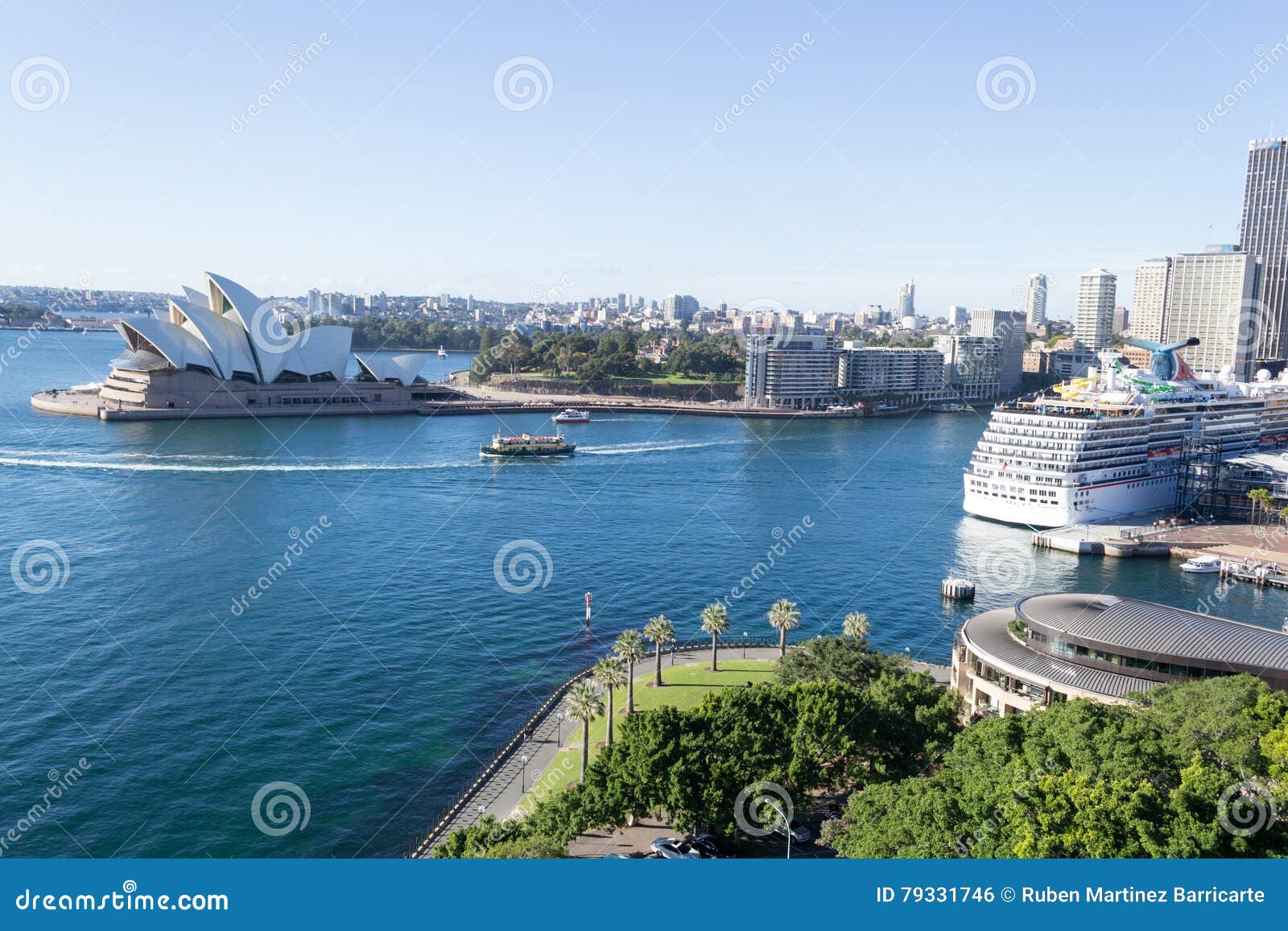 Iconic Opera house editorial photo. Image of bridge, opera - 79331746