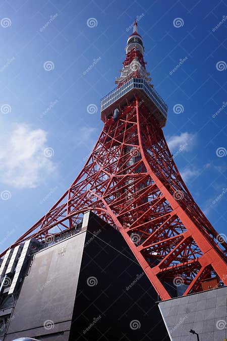 Iconic Tower: Tokyo Tower is an Architectural Beauty in the Heart of ... Iconic Tower: Tokyo Tower is an Architectural Beauty in the Heart of ...