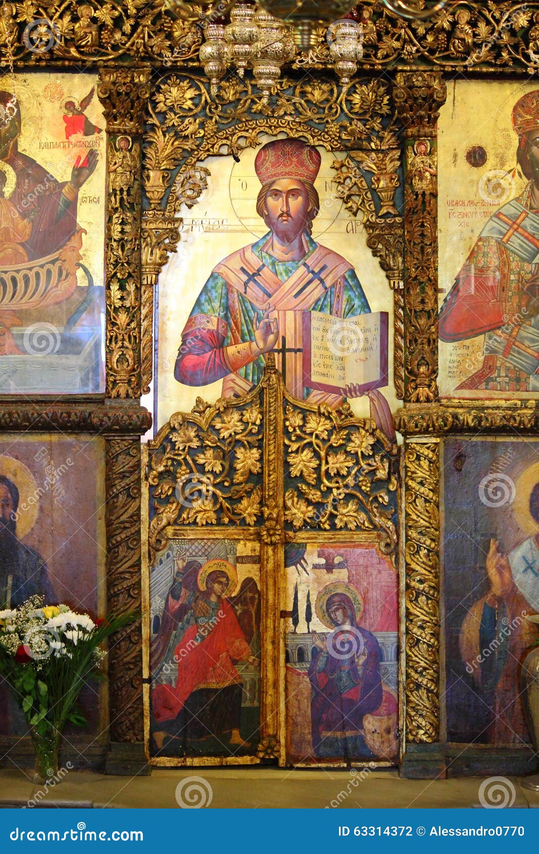 Iconos ortodoxos stock de ilustración. Ilustración de evangelio - 63314372