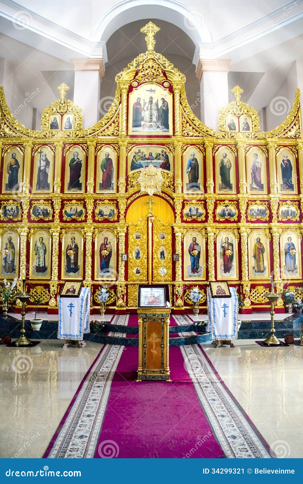 Iconostasis stock afbeelding. Image of mozaïek, godsdienst - 34299321