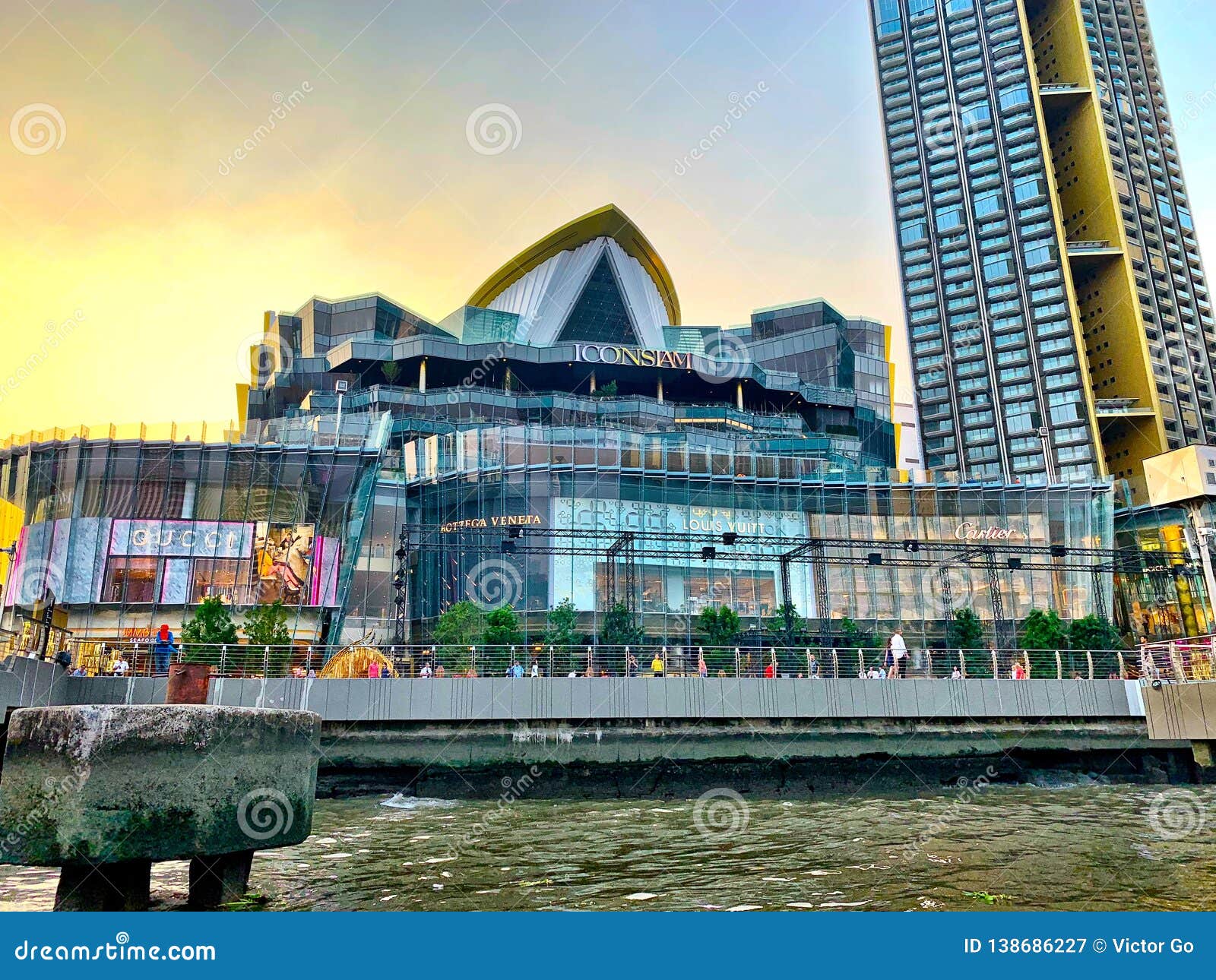 IconSiam Bangkok editorial photography. Image of bangkok - 138686227